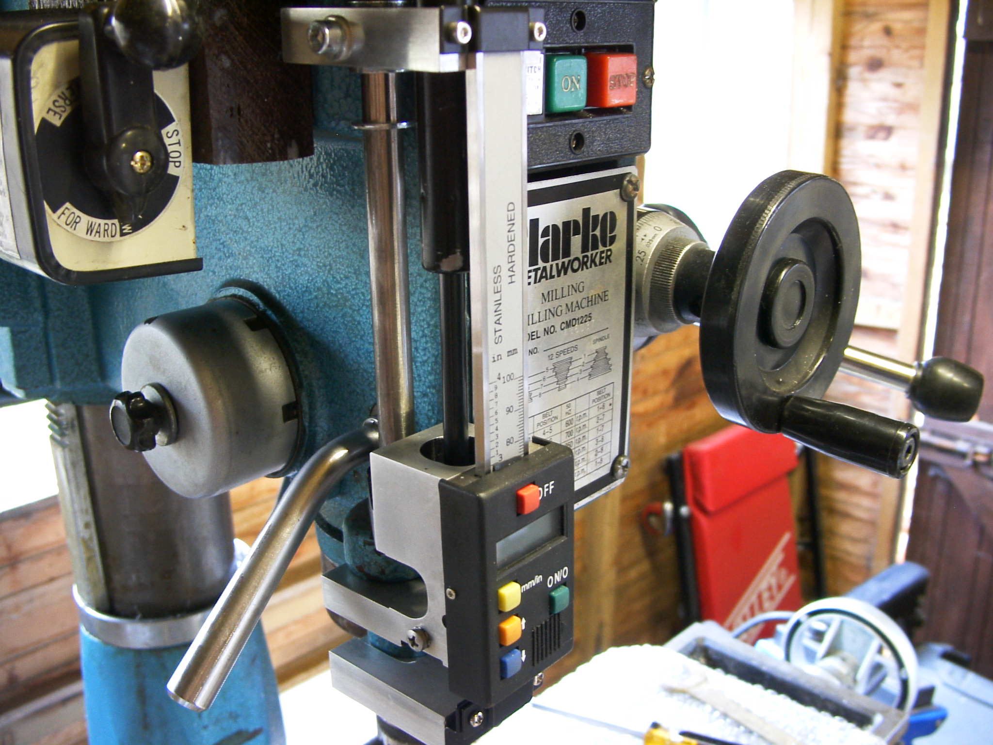 Milling Machine Quill DRO and Backlash Eliminator! : 7 Steps (with ...