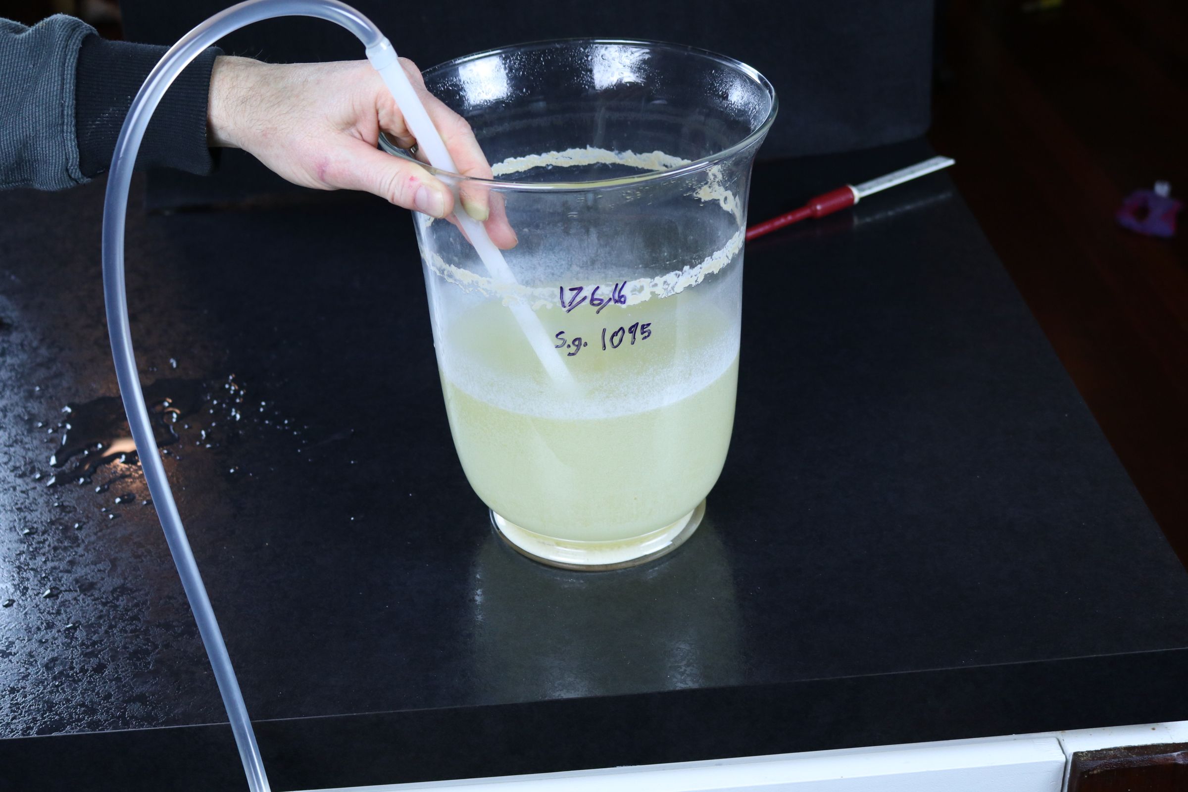 Home Made Apple Core Wine : 9 Steps (with Pictures) - Instructables