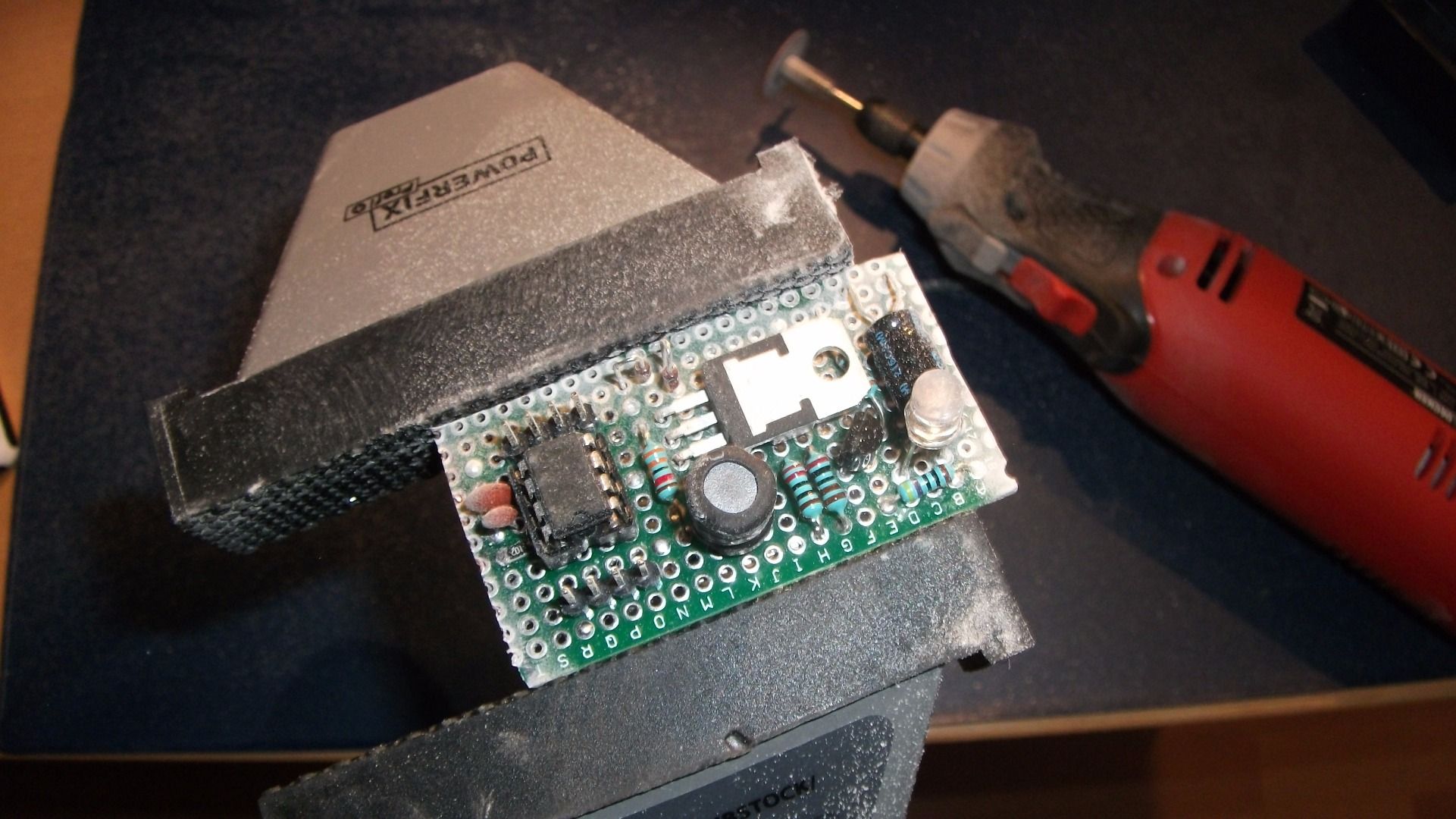 Battery Float Charger : 7 Steps (with Pictures) - Instructables