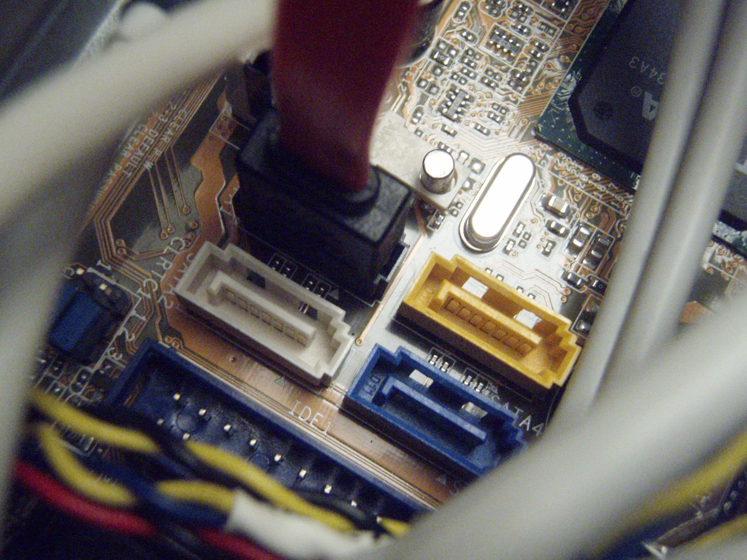 How to Disassemble a Computer : 16 Steps (with Pictures) - Instructables