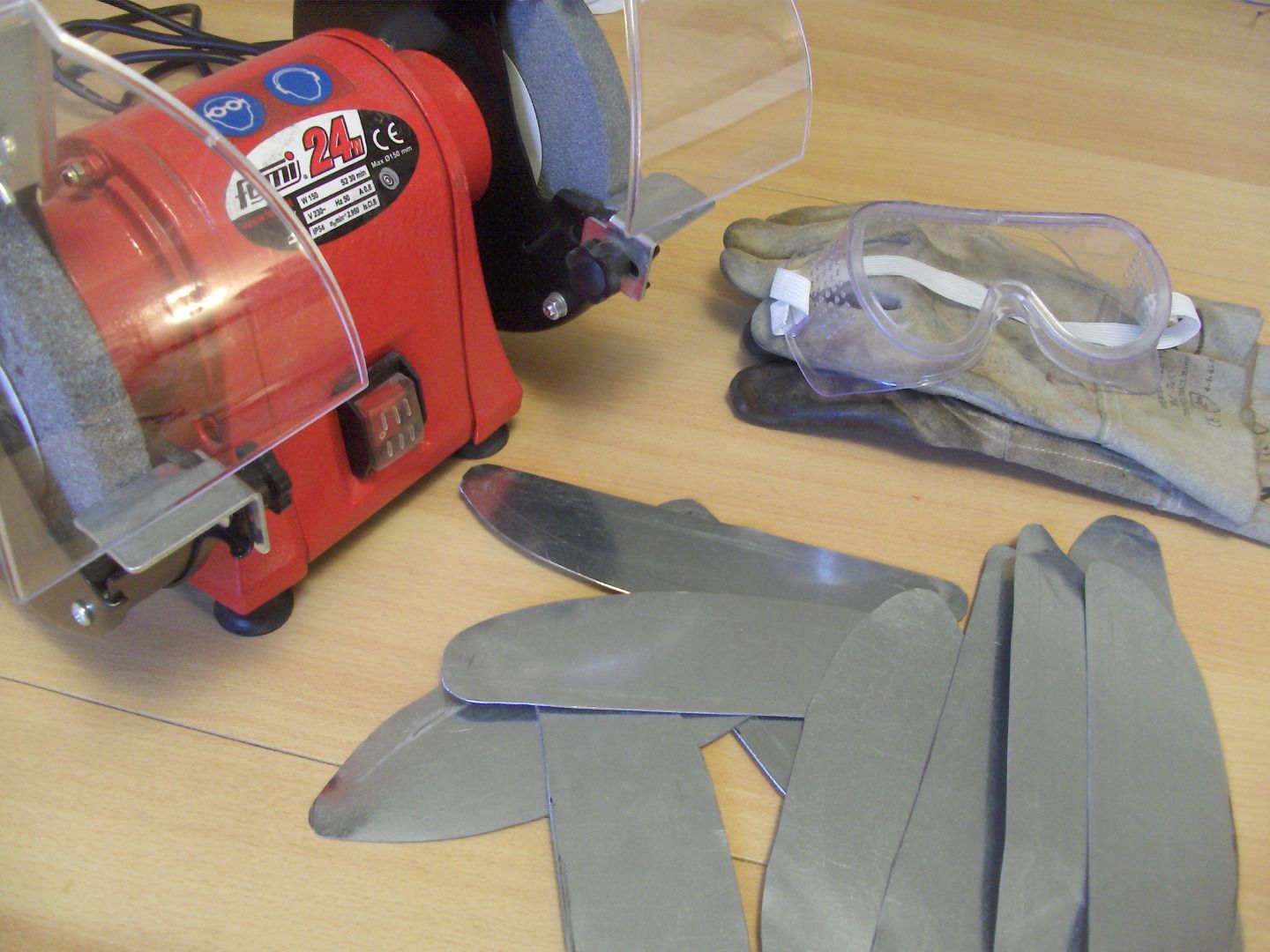 HEMA Training Guards : 5 Steps (with Pictures) - Instructables