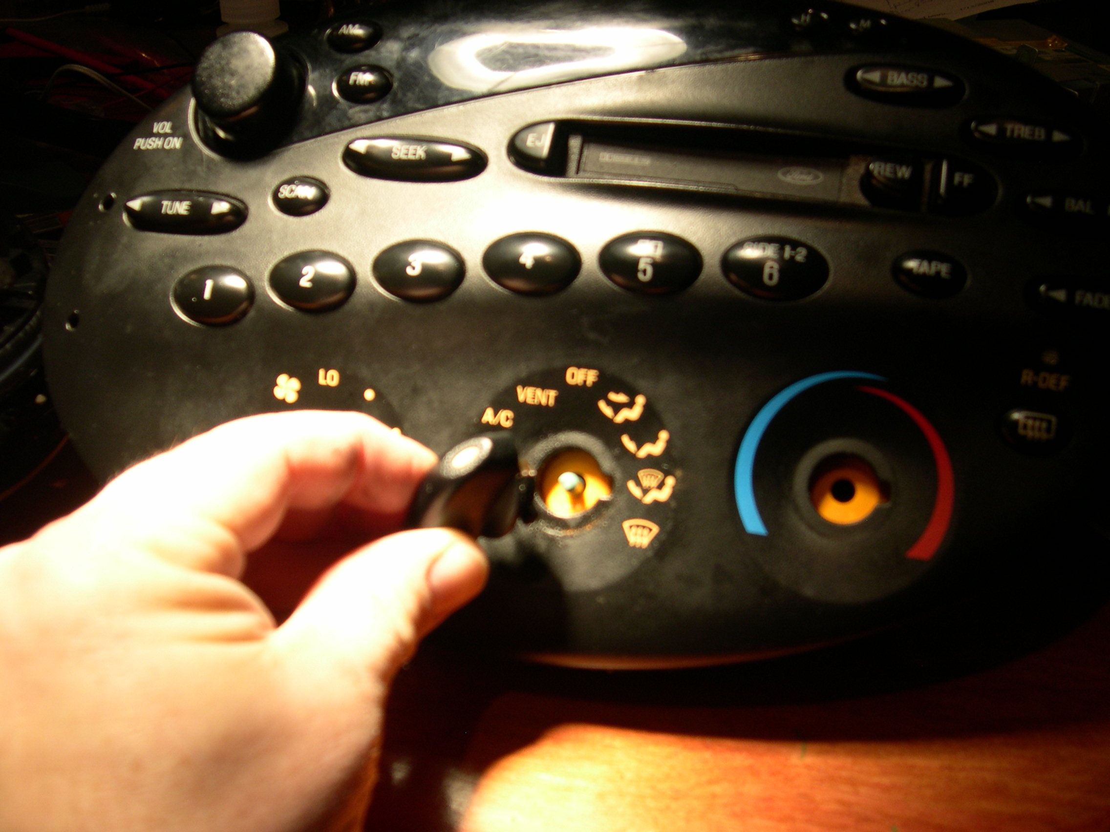 MP3 Input : 5 Steps - Instructables