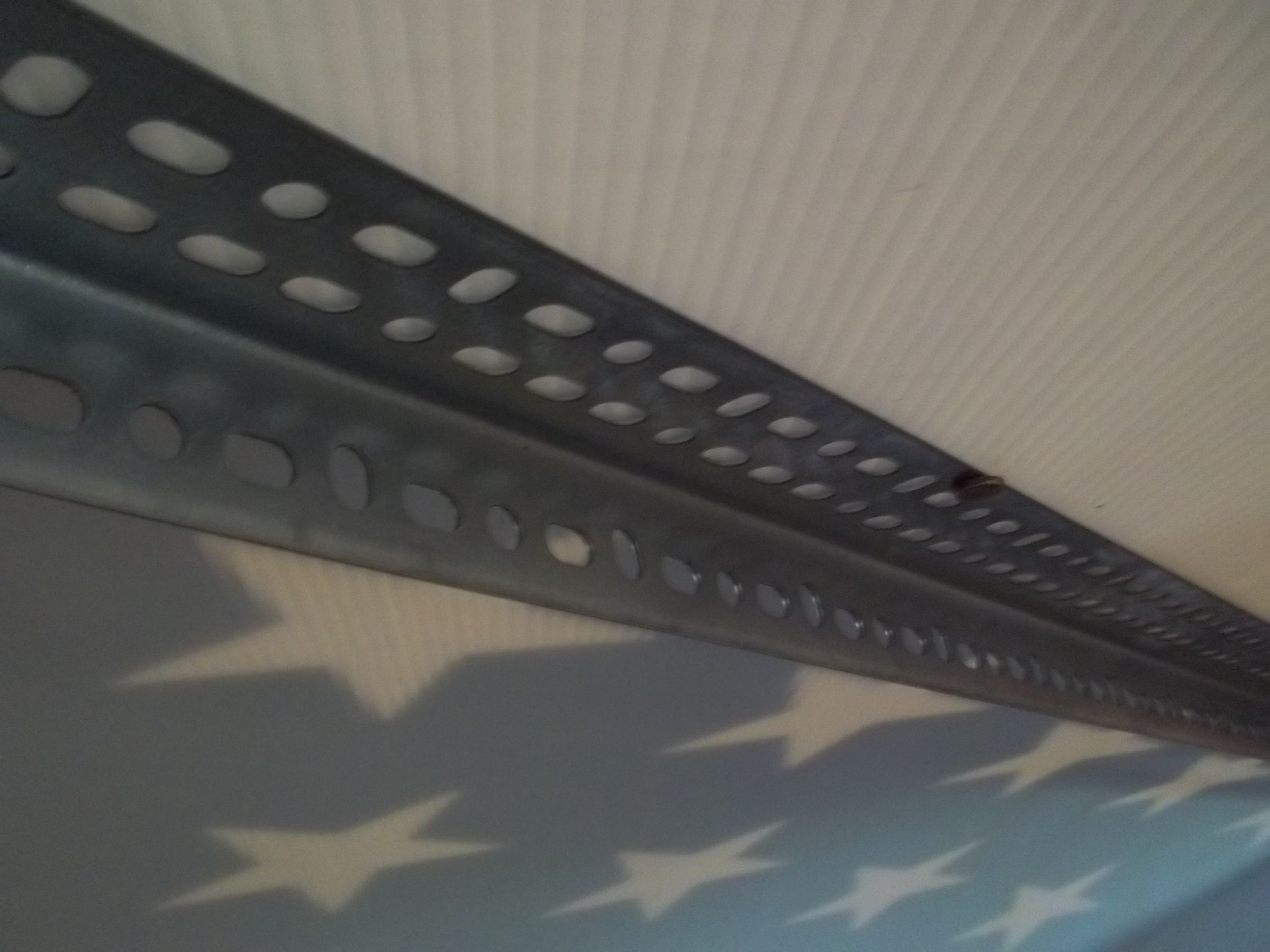 Bending Large Coroplast Sheets : 3 Steps - Instructables