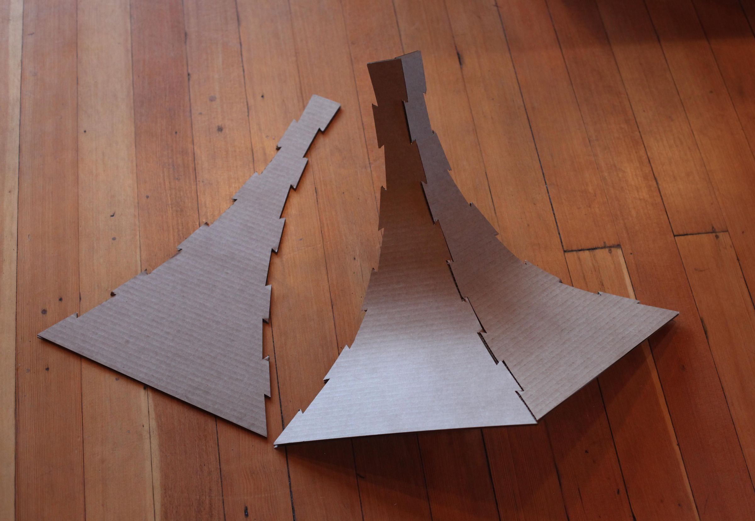 Cardboard Horn Amplifier : 3 Steps (with Pictures) - Instructables