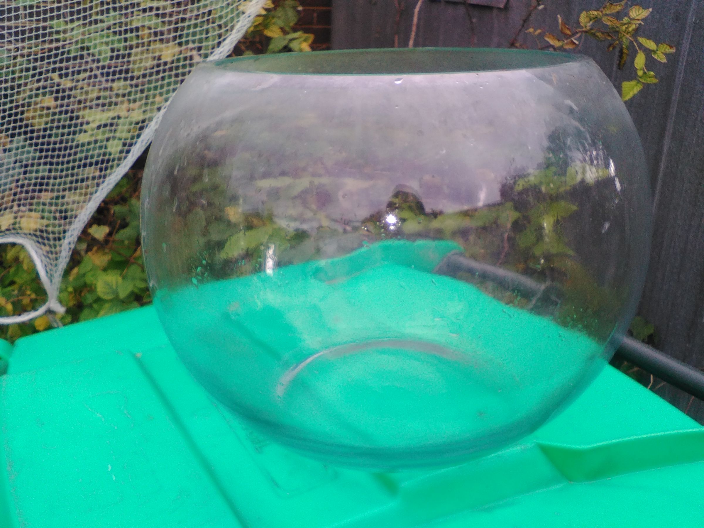 Fishbowl Solar Distiller Outside Water Feature : 4 Steps - Instructables