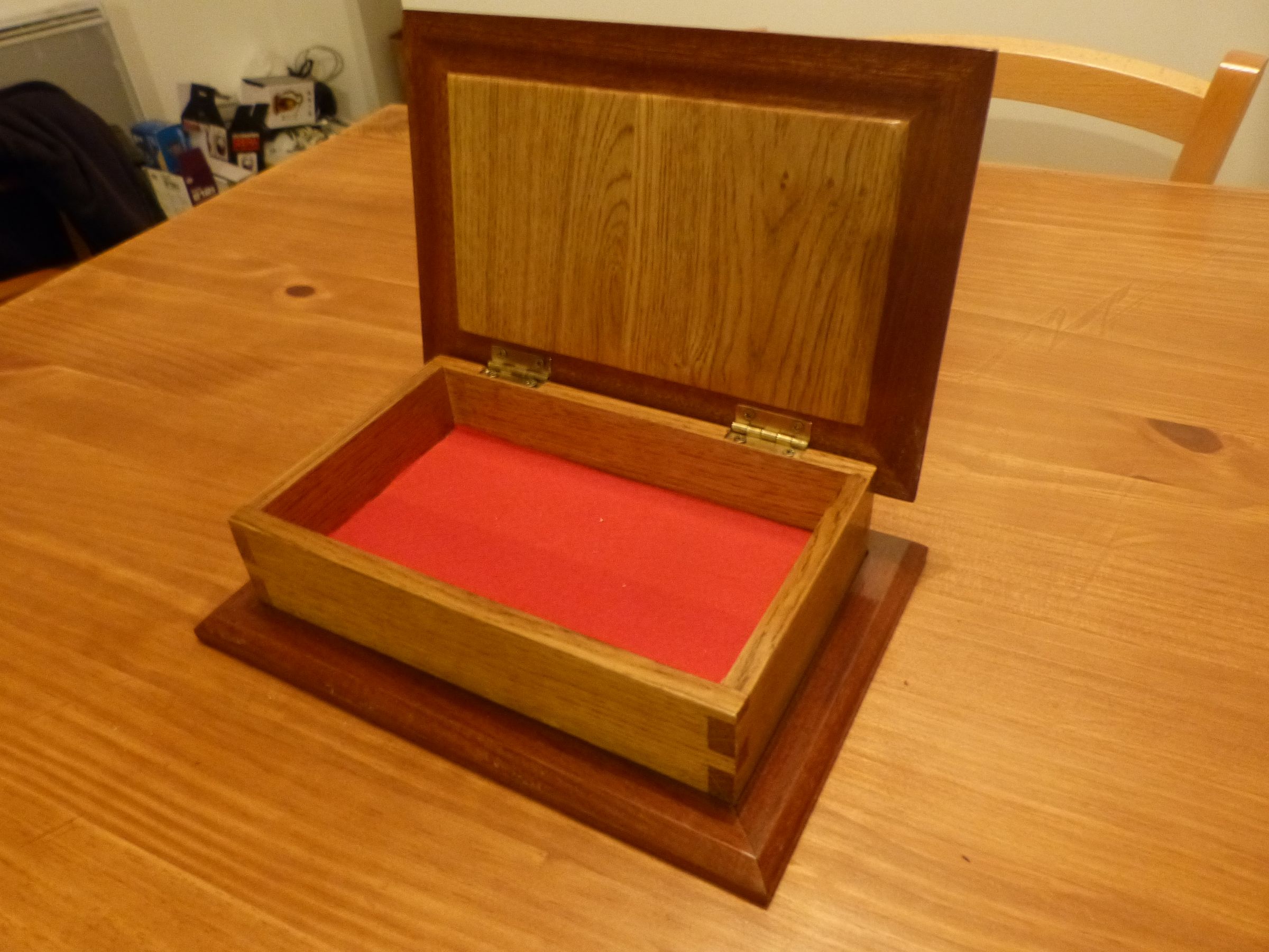 A Simple Jewerly Box : 4 Steps - Instructables