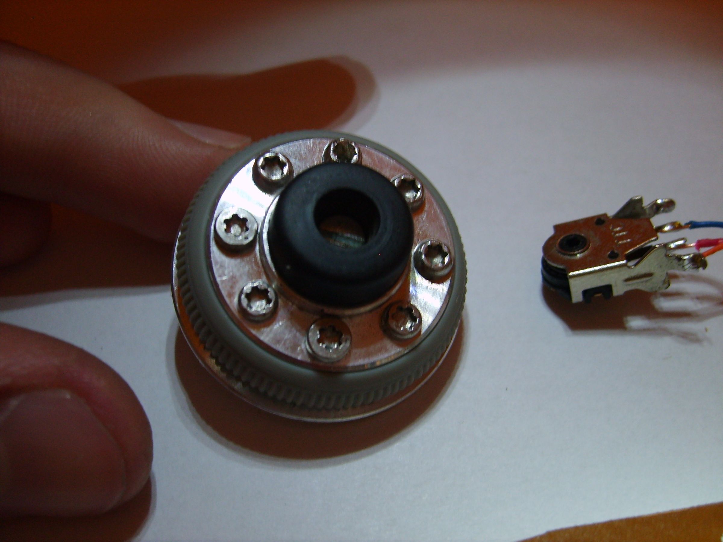 Scrolling Wheel With Steering Wheel. : 7 Steps - Instructables