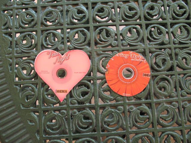 Custom Shape Your CD or DVD Disks : 6 Steps - Instructables