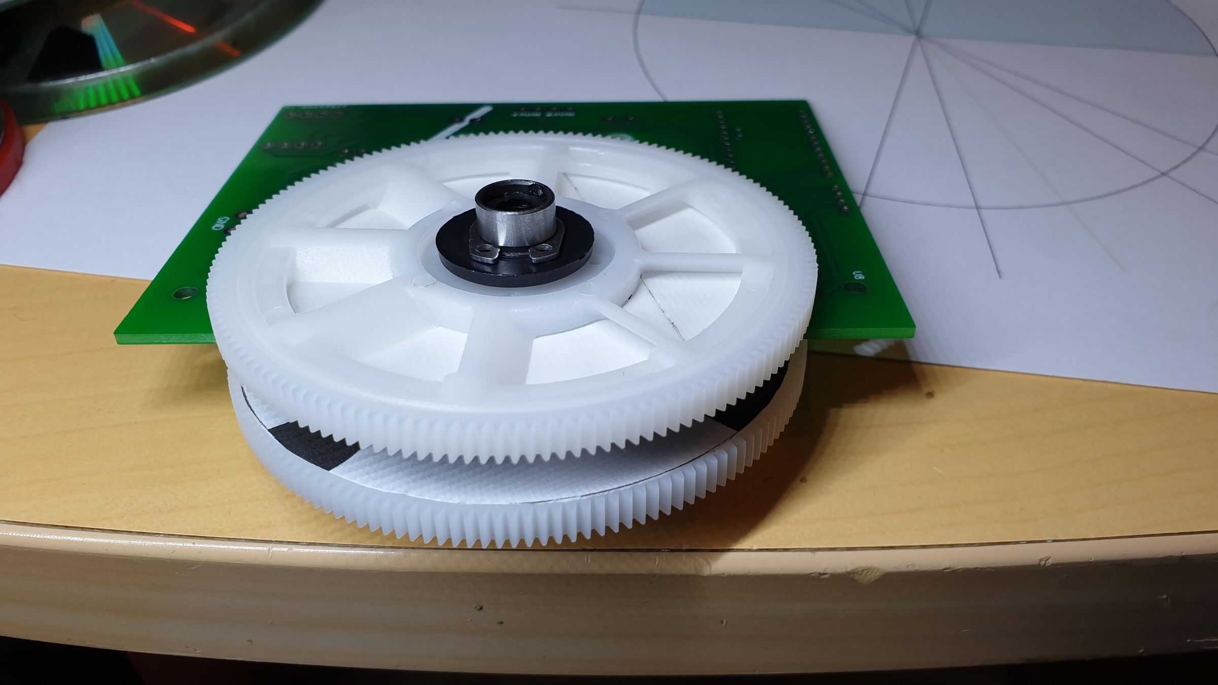 Absolute Position Encoder With Single Track Gray Code : 8 Steps (with ...