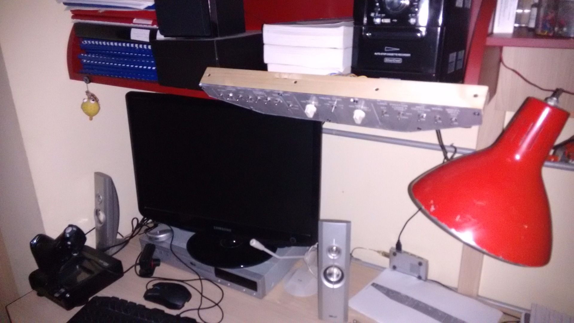 Boeing 737NG Lights Overhead Panel for FSX : 6 Steps - Instructables