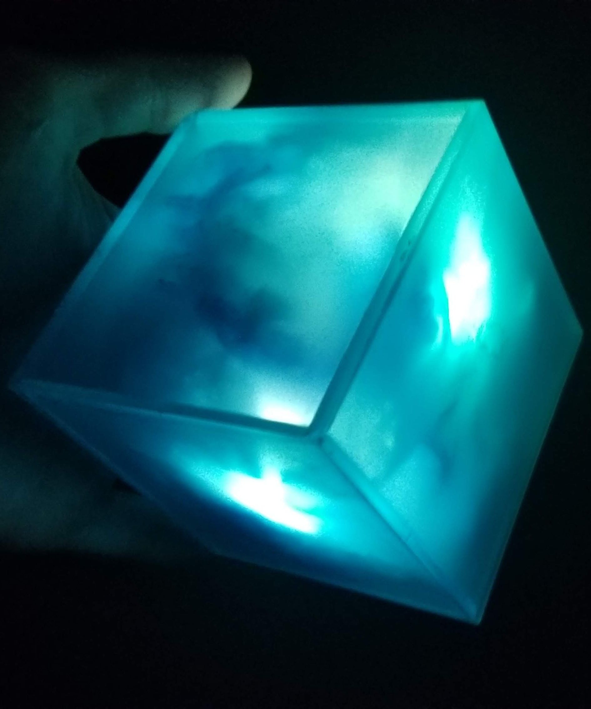 The Tesseract From Avengers Infinity War 5 Steps Instructables