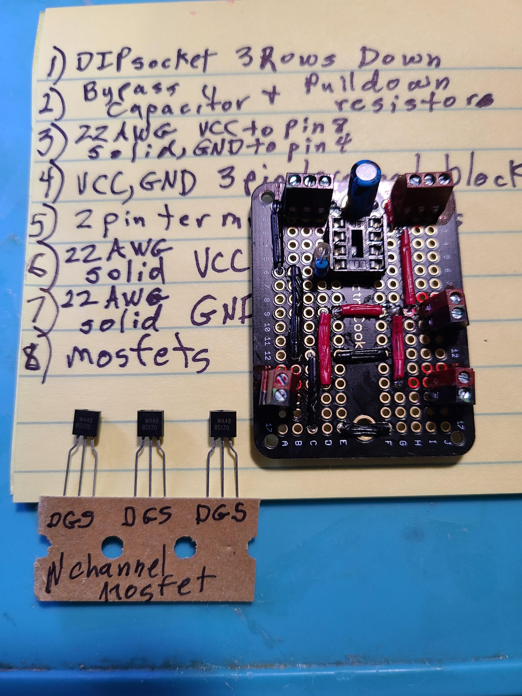 Attiny85 AVR PWM Haunted House Model LED Lights : 6 Steps - Instructables
