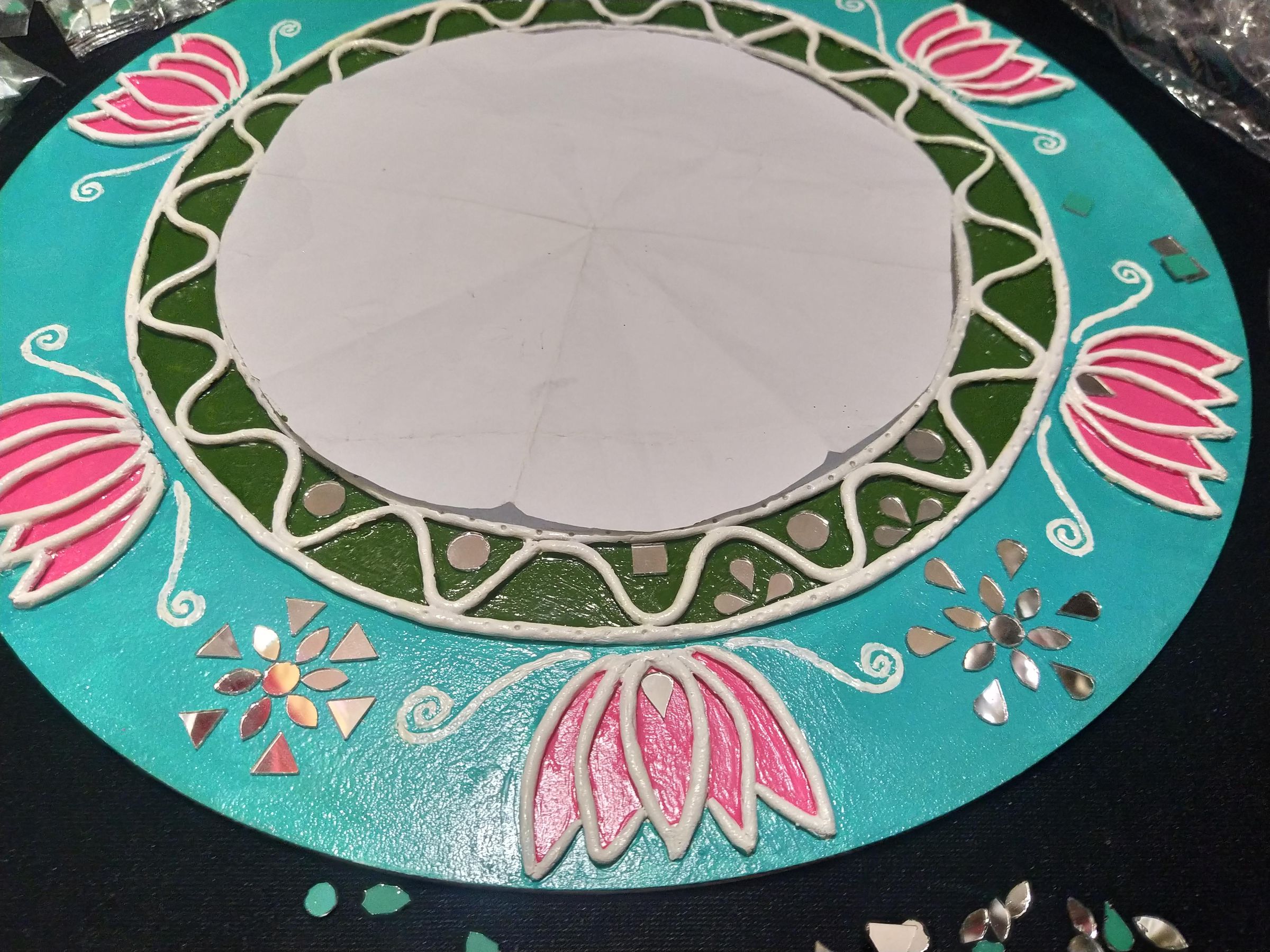 Lippan Mirror Decor : 18 Steps (with Pictures) - Instructables