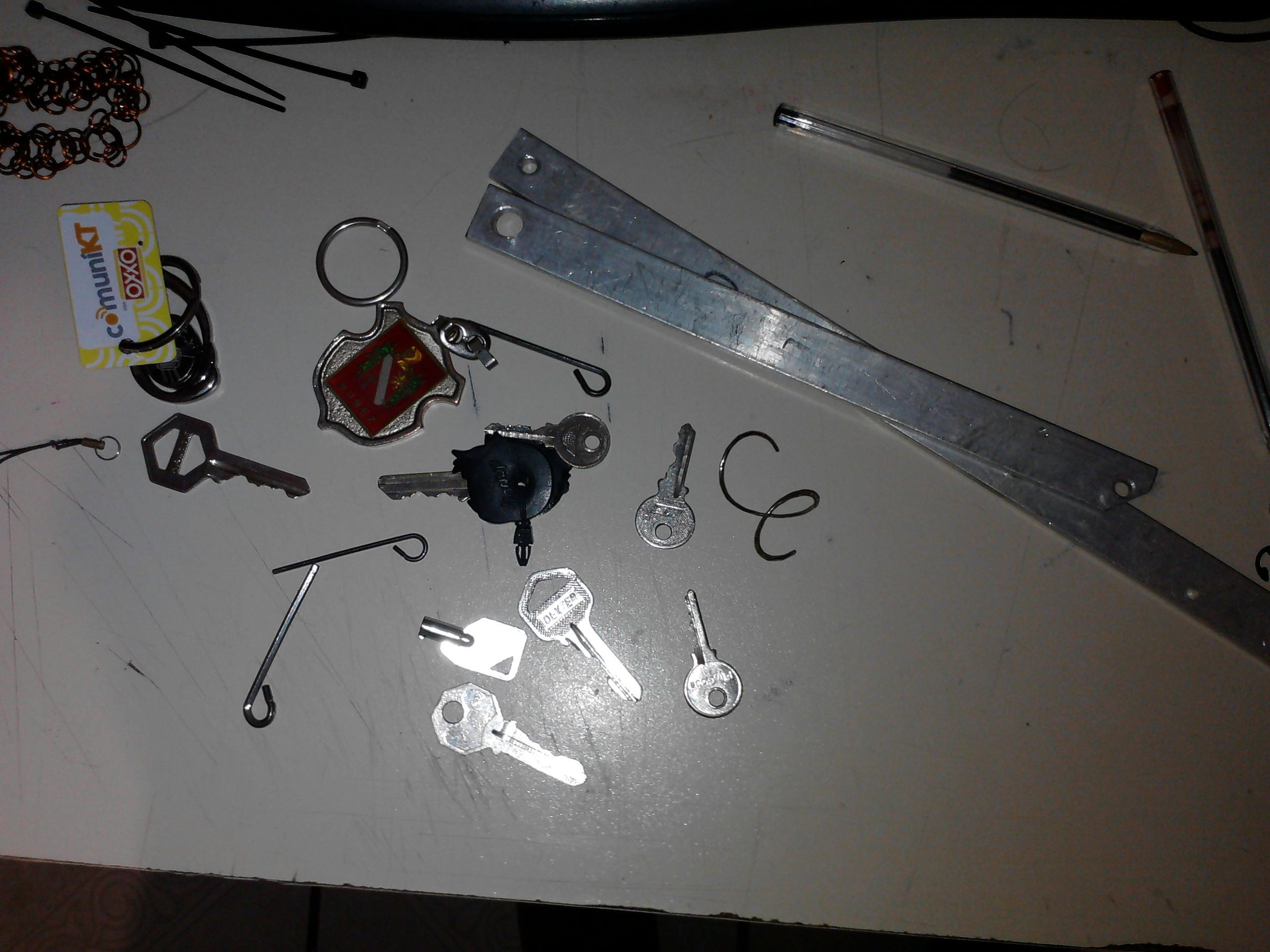 Custom Swiss Army Keyring : 4 Steps - Instructables