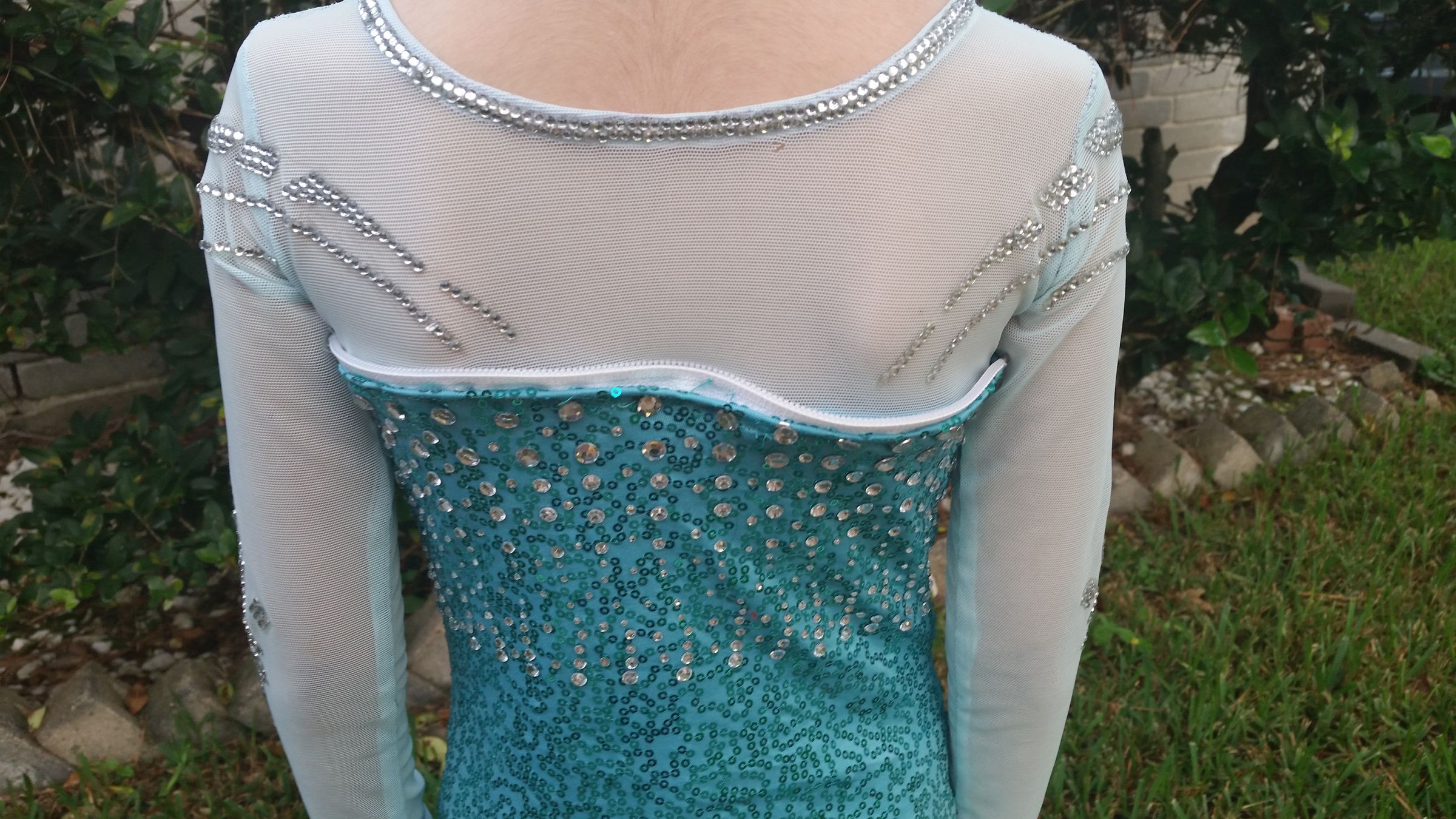 Elsa/Frozen Dress : 10 Steps (with Pictures) - Instructables
