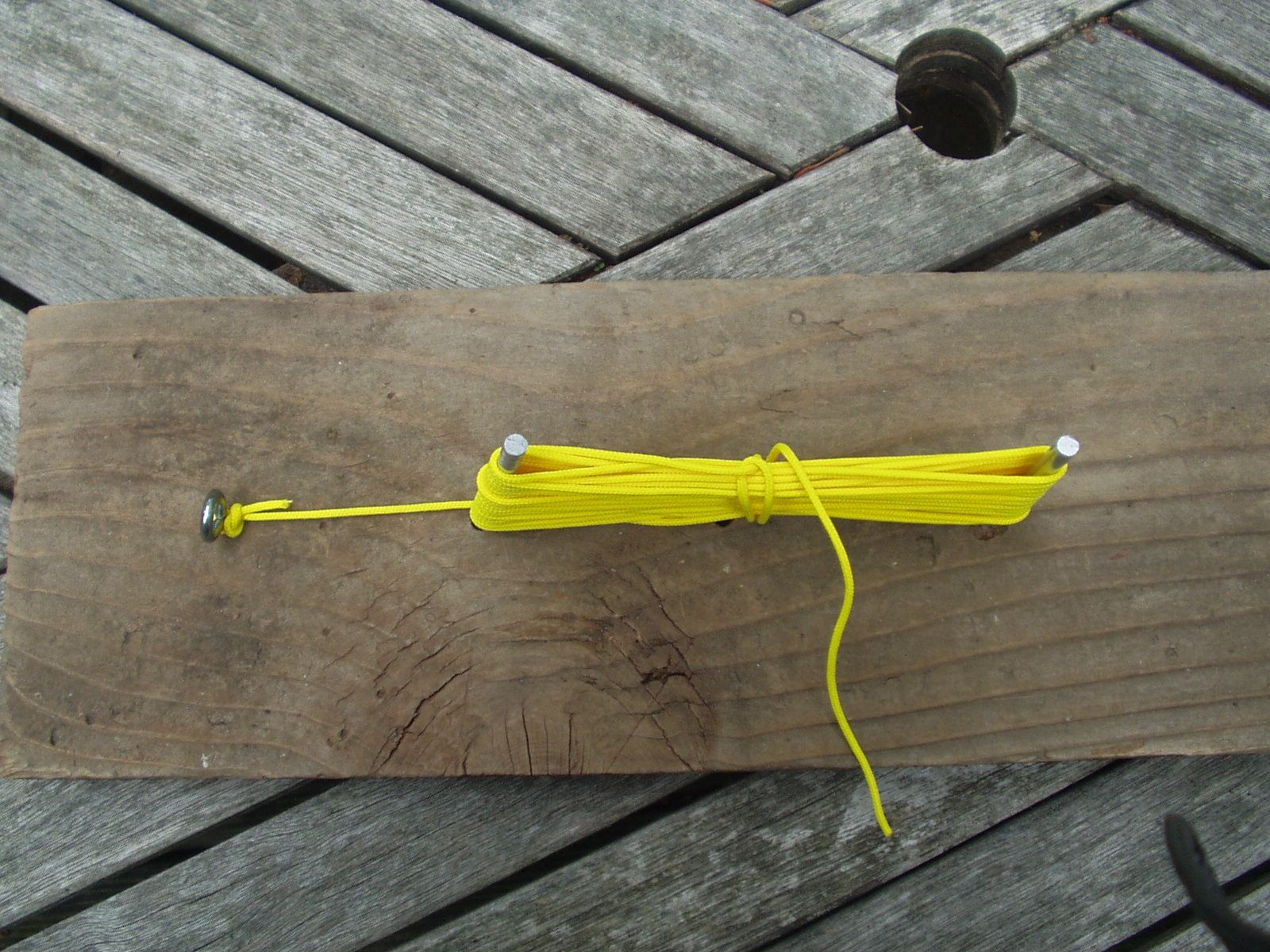Figure 8 Loom : 10 Steps - Instructables