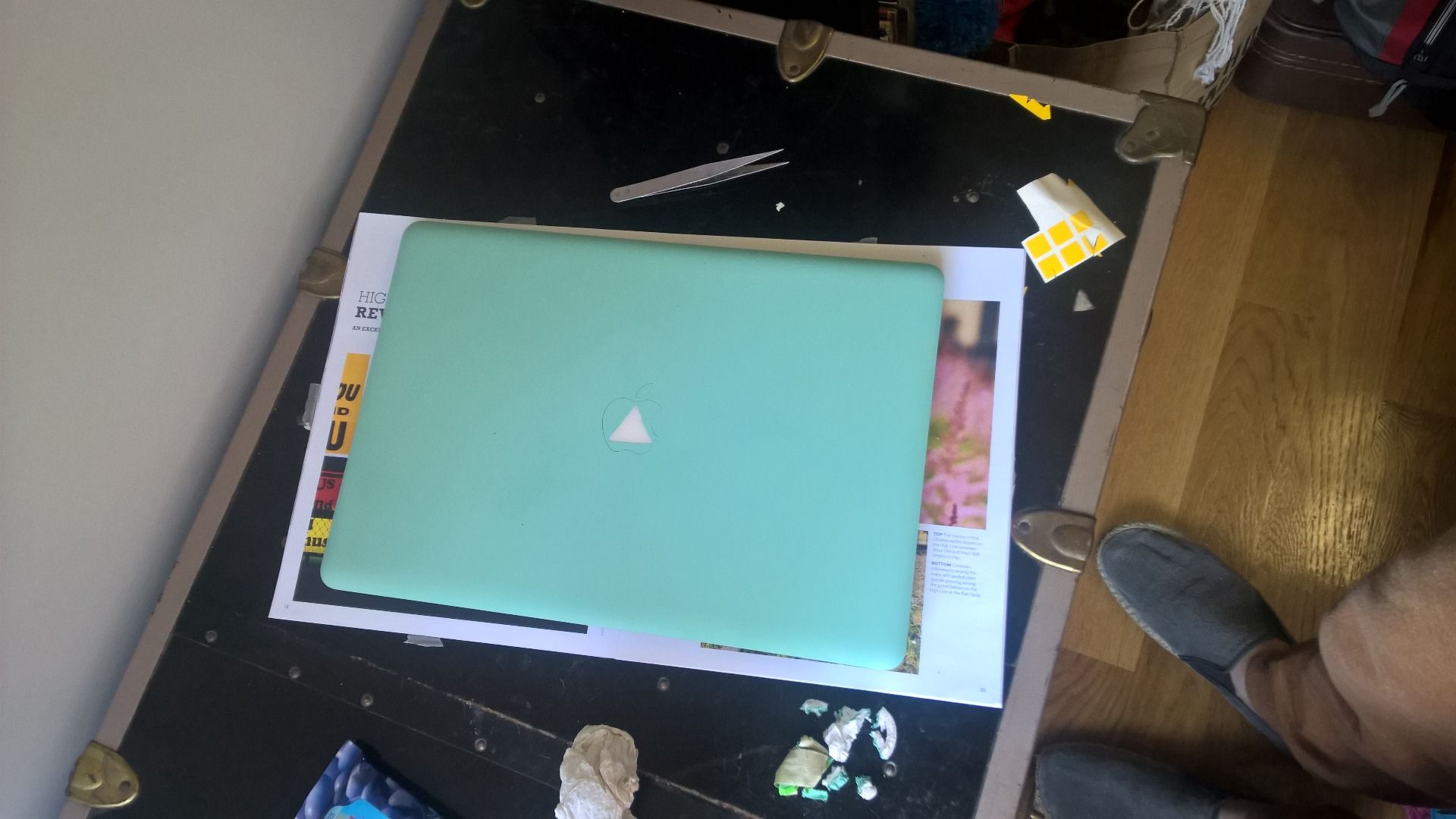 Give Some Color to Your Macbook : 6 Steps - Instructables