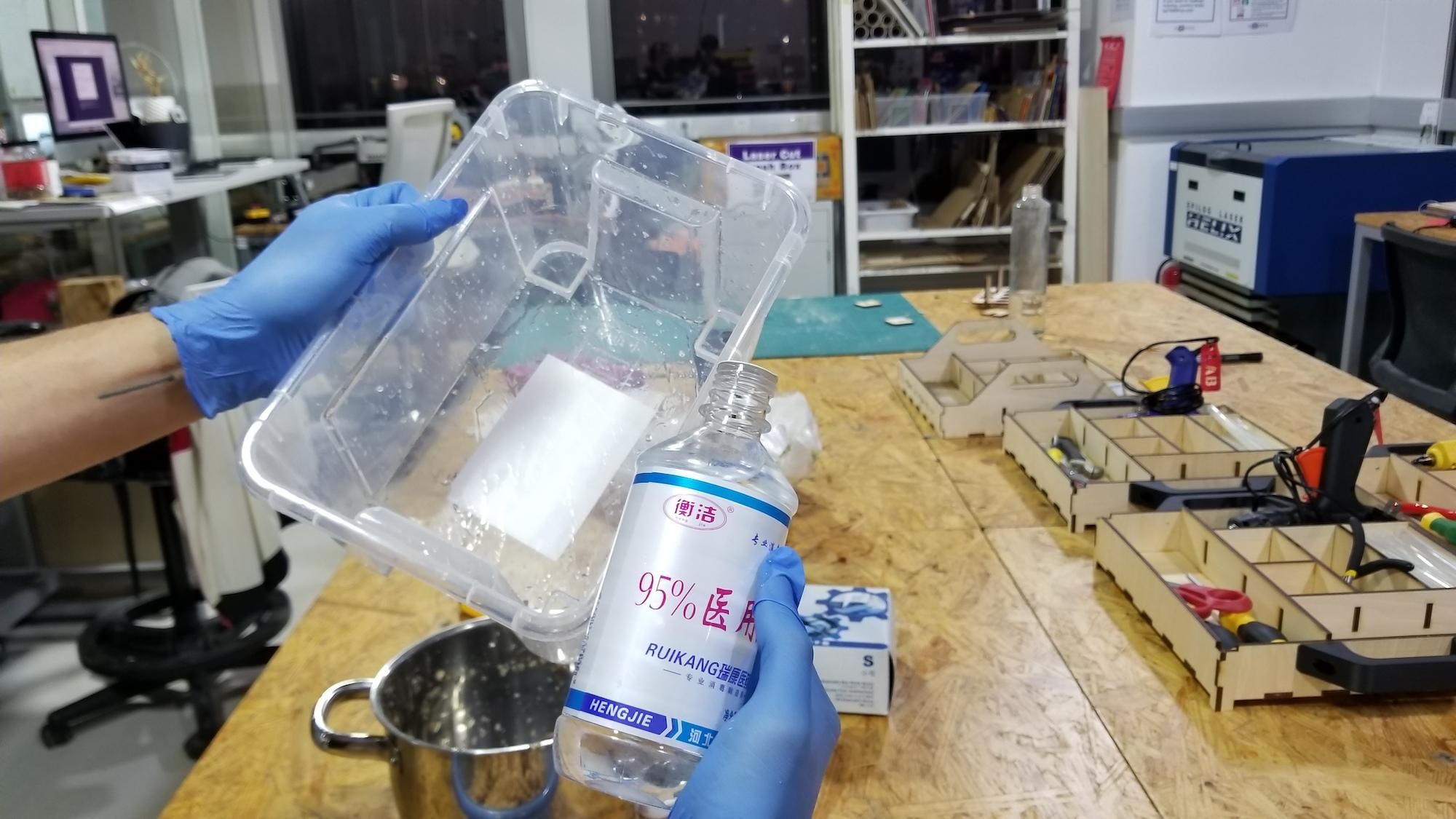 Mycelium Stool (prototype) : 8 Steps - Instructables