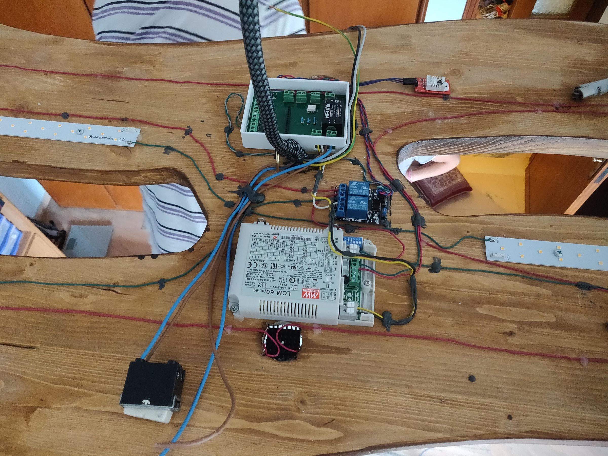 Smart Ceiling Lamp : 6 Steps - Instructables