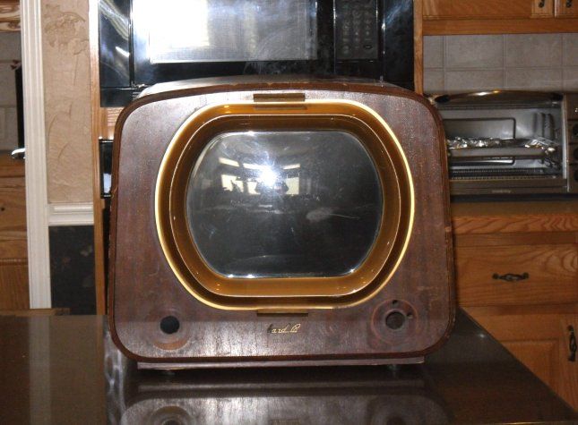 Rescue a Vintage TV Cabinet : 5 Steps (with Pictures) - Instructables