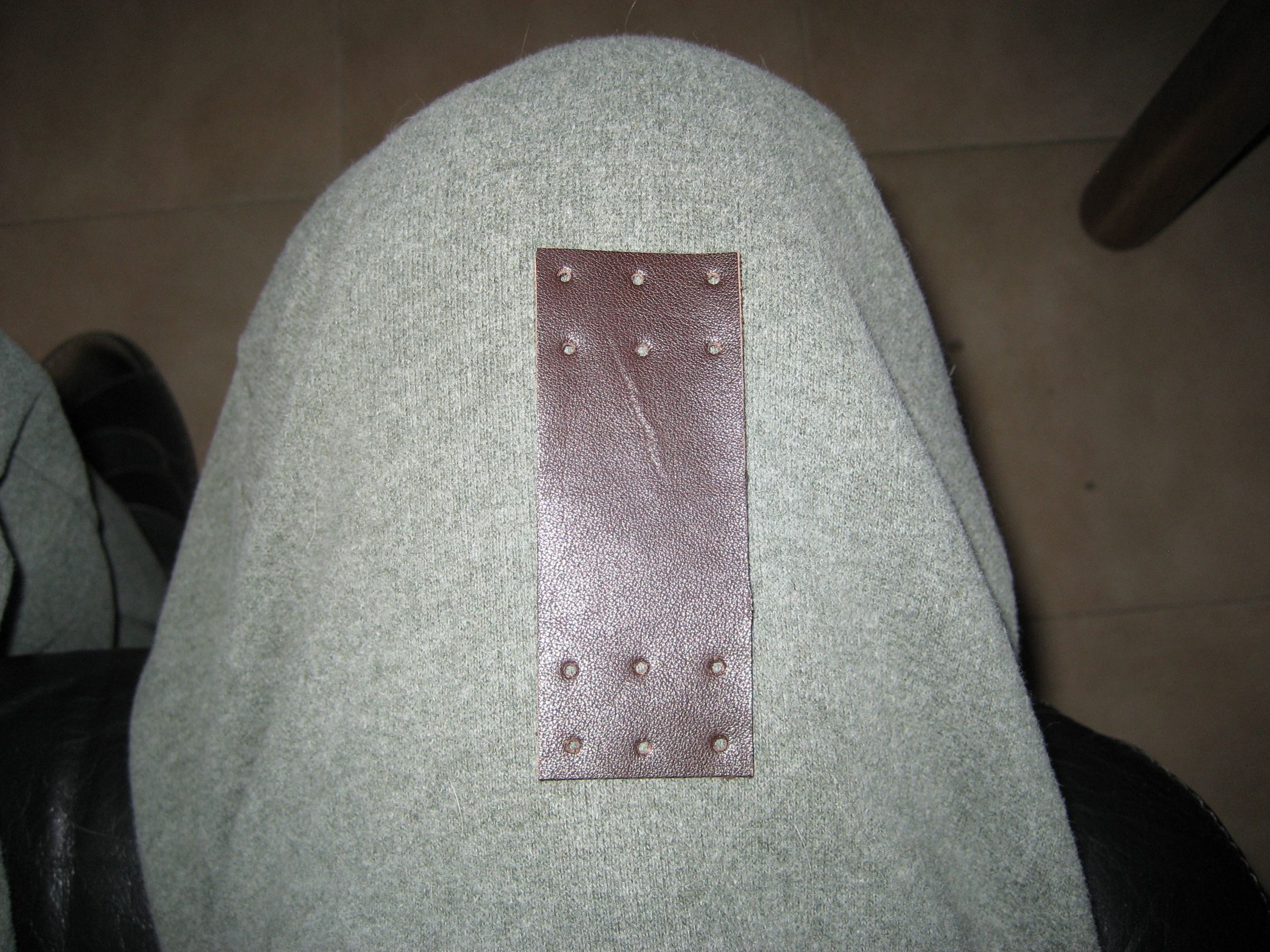 Leather Camera Belt Pouch From a Single Rectangle : 12 Steps ...