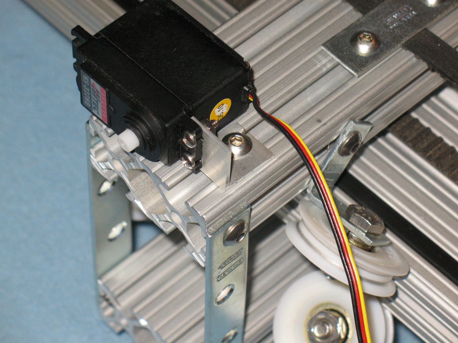 Internet Arduino Controlled T-Slot XY Table : 10 Steps - Instructables