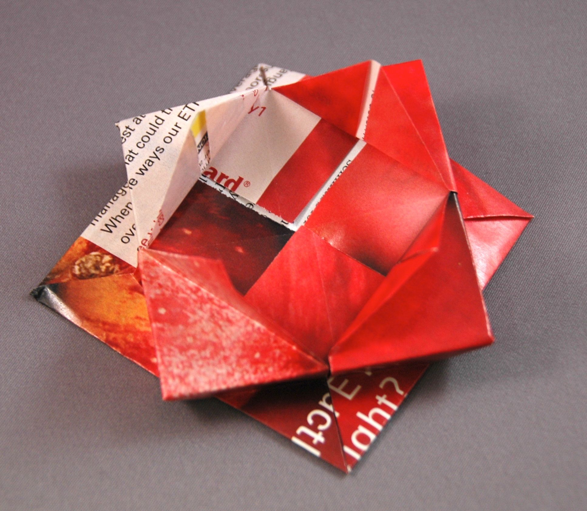 No-Cost Magazine Gift Wrap, Origami Box & Bow : 5 Steps (with Pictures ...
