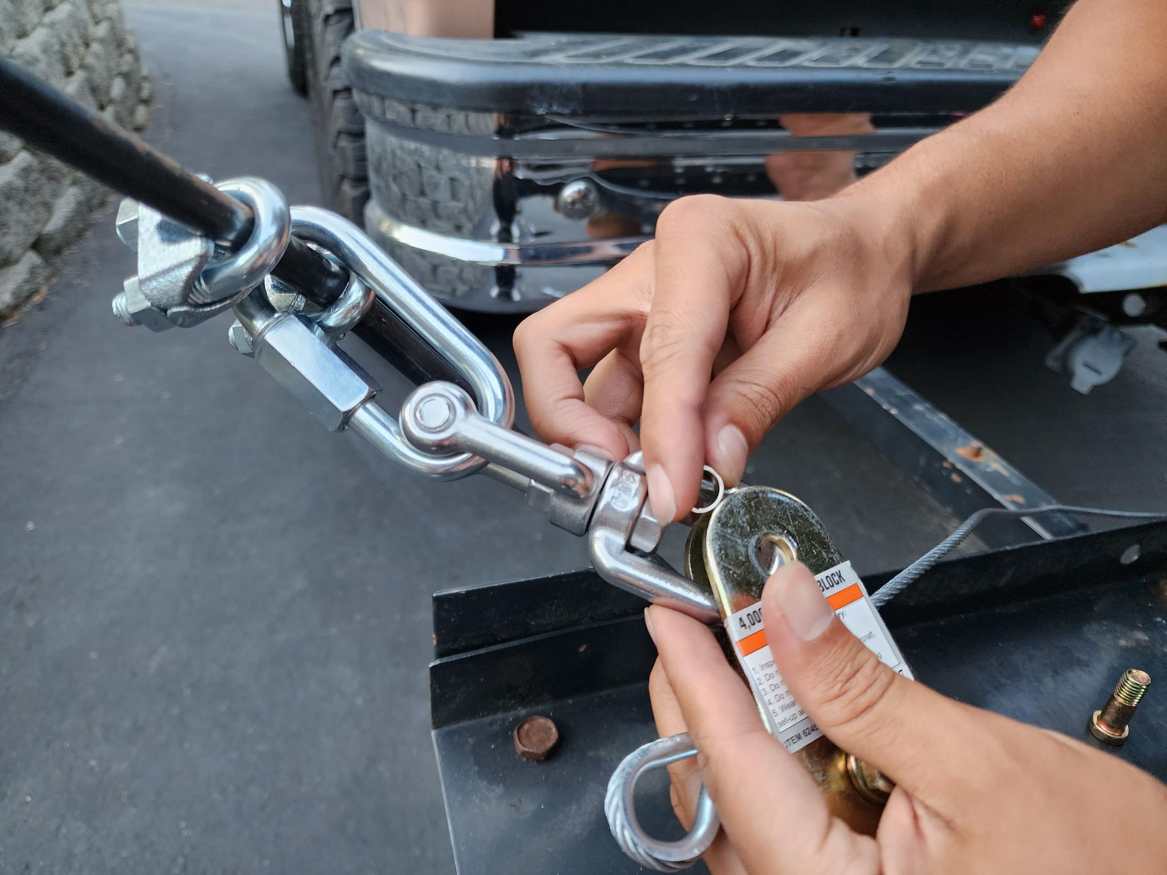 DIY Winch Assisted Motorcycle Hitch Carrier (No-Weld) : 6 Steps (with ...