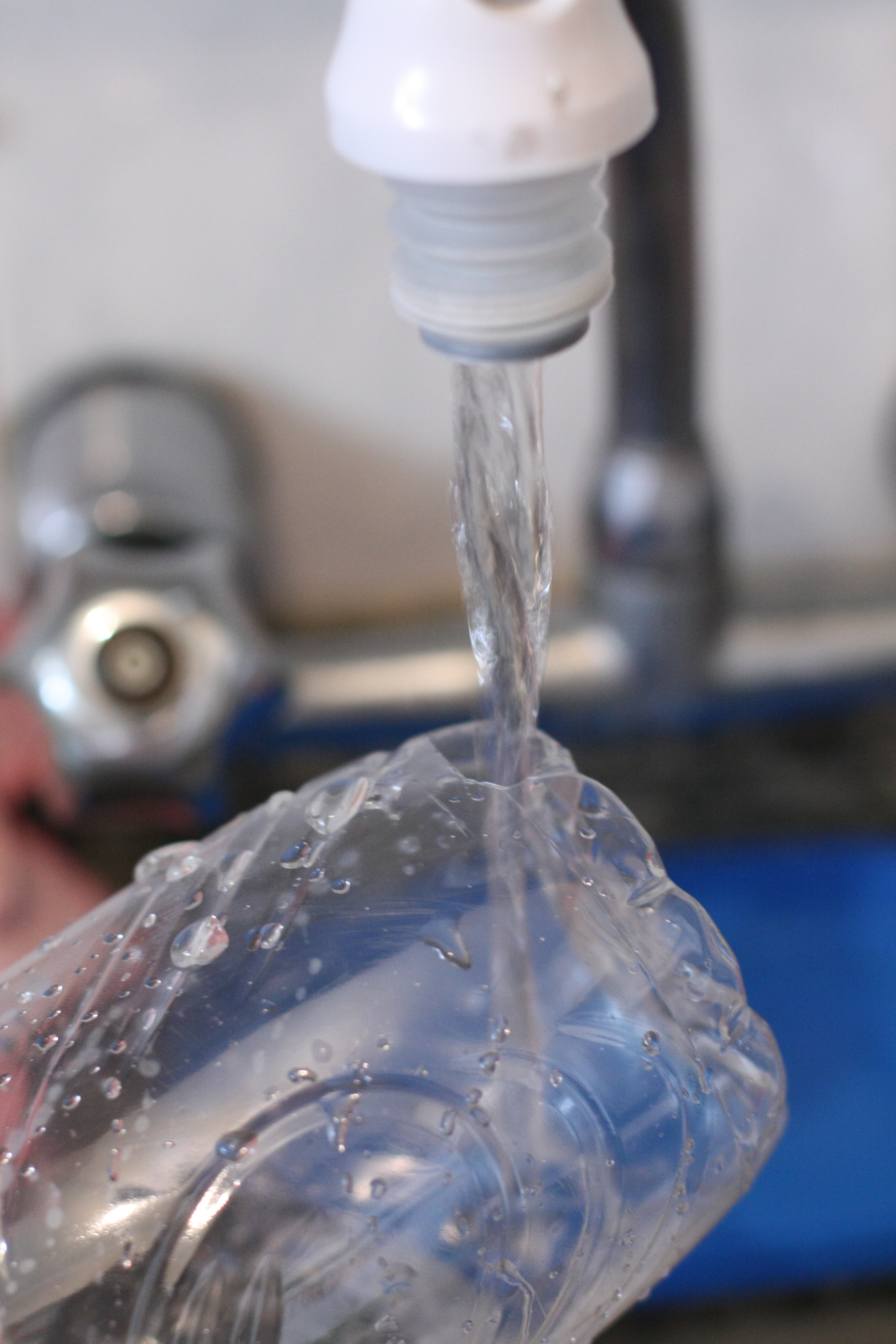 Self-regulating Watering System - Instructables