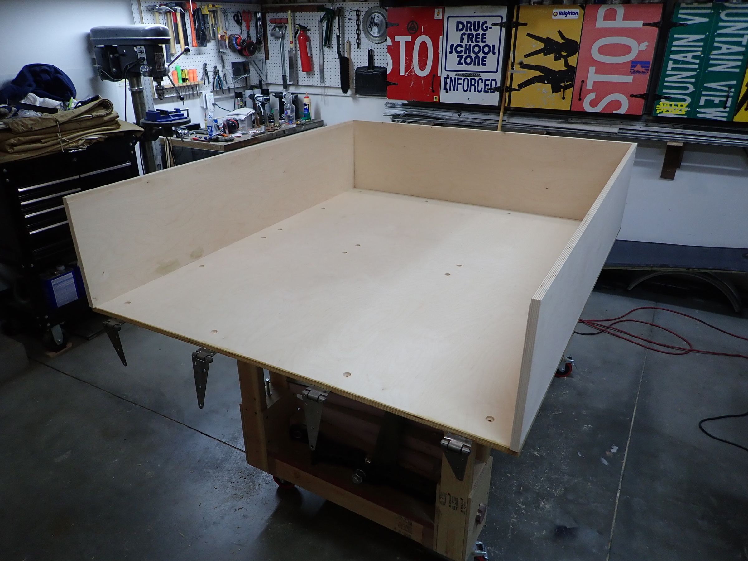 Retro-Style Camping Gear Trailer : 8 Steps (with Pictures) - Instructables