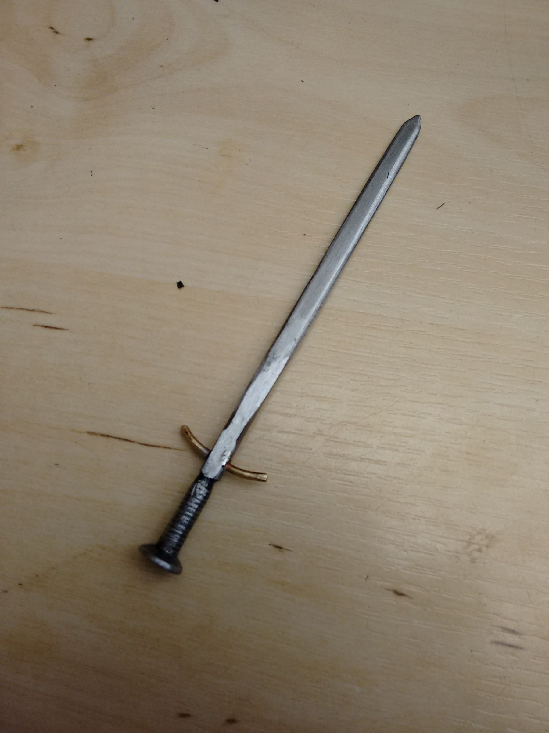 Mini Sword : 5 Steps (with Pictures) - Instructables