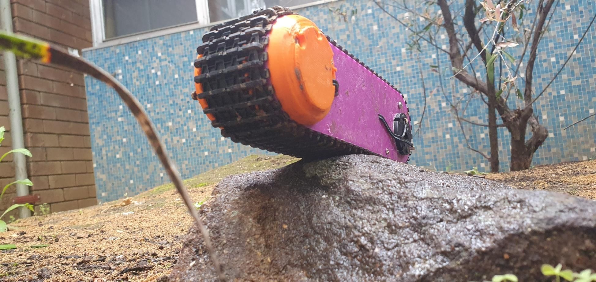 UNITRAC, a Low Profile Robotic Propulsion Platform. : 7 Steps ...