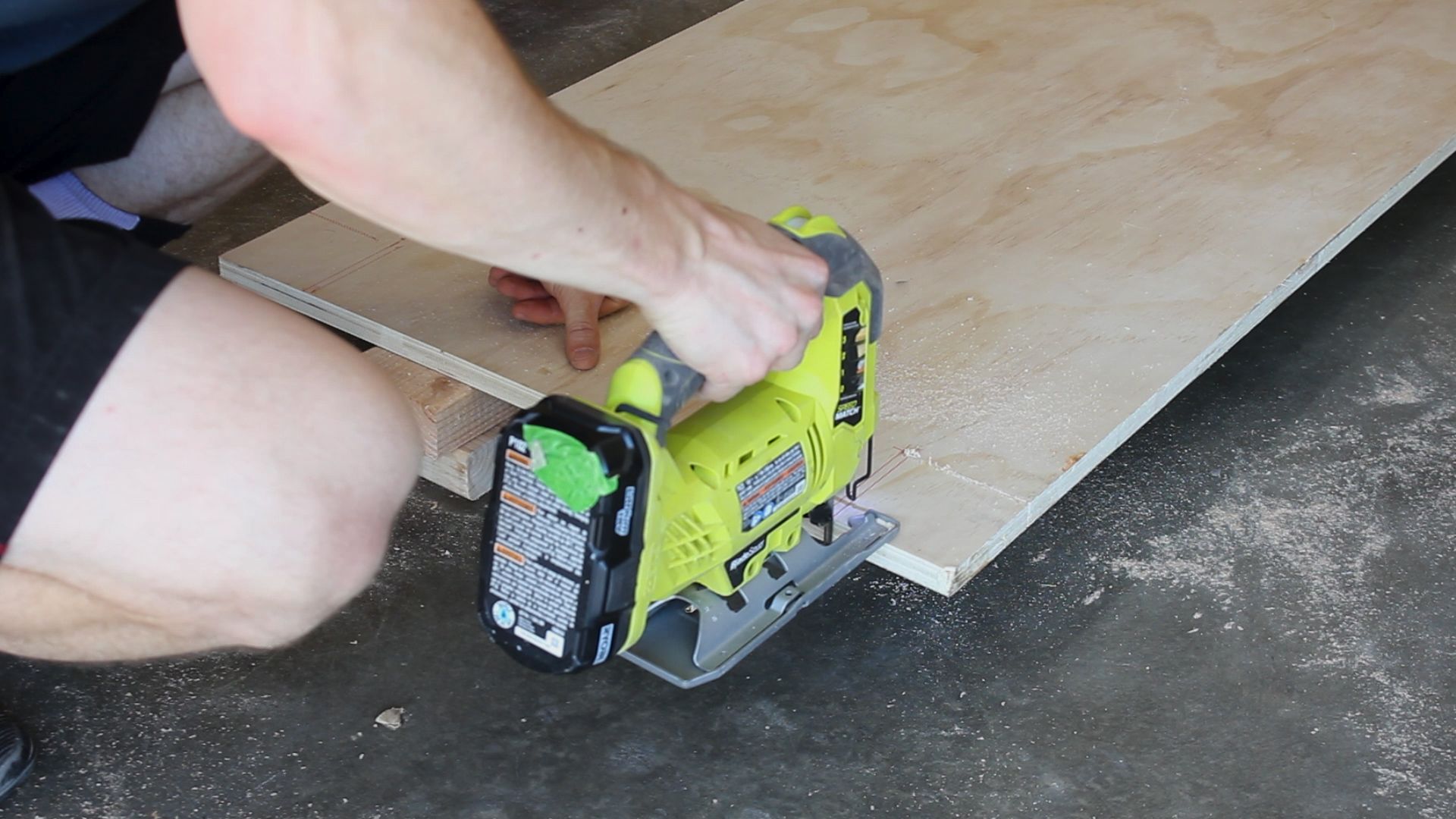 $100 10ft Work Bench/Surface With Storage : 12 Steps (with Pictures ...