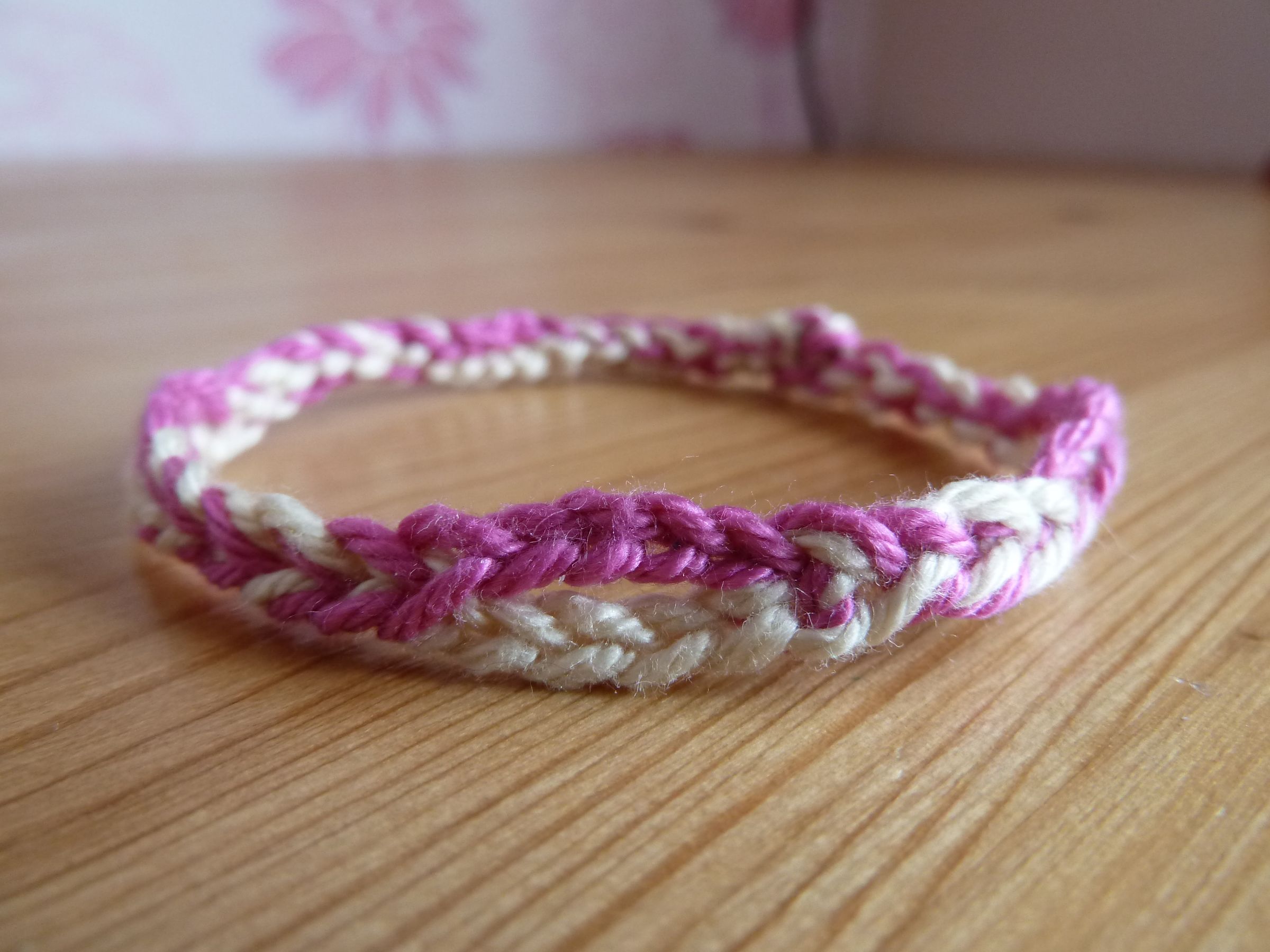 Crochet Bracelets : 17 Steps (with Pictures) - Instructables