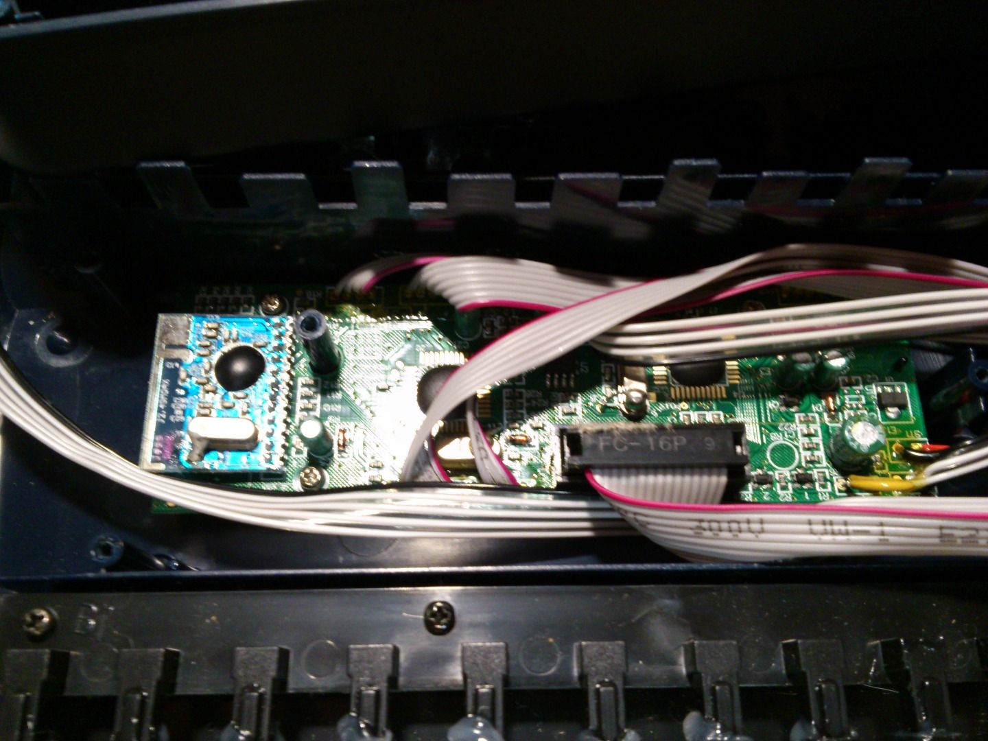 Wireless MIDI for Rock Band Keytar : 5 Steps (with Pictures ...