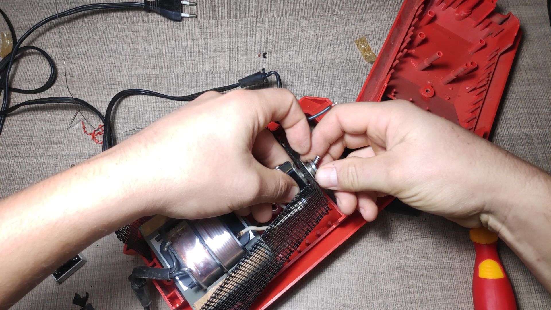Car Battery Charger Repair : 8 Steps (with Pictures) - Instructables