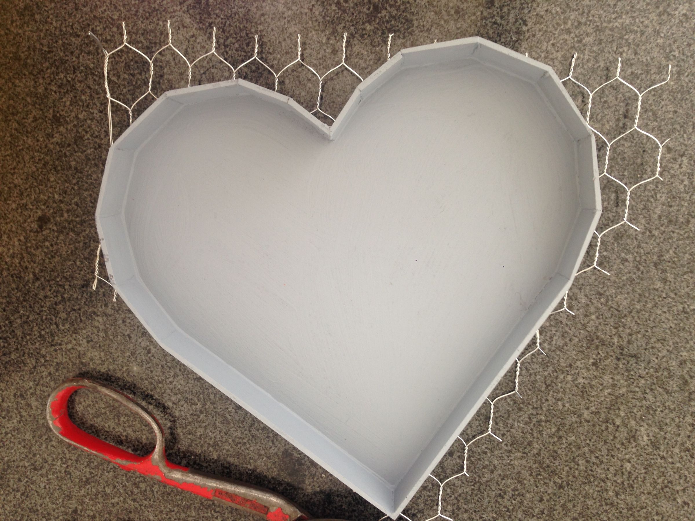 Heart-shaped Vertical Garden : 12 Steps - Instructables