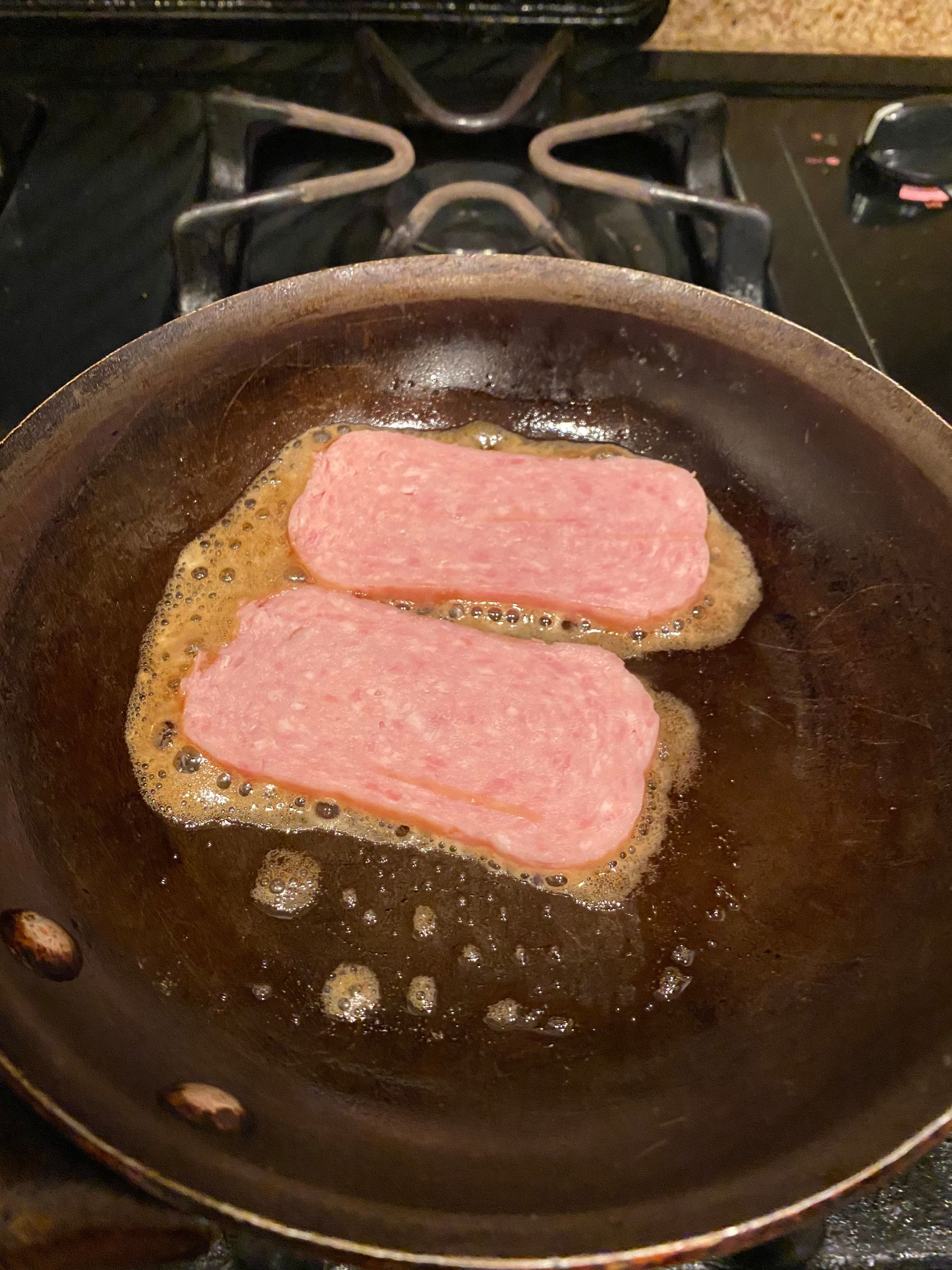 SPAM EGGS AND RICE #HMS2020 : 4 Steps - Instructables