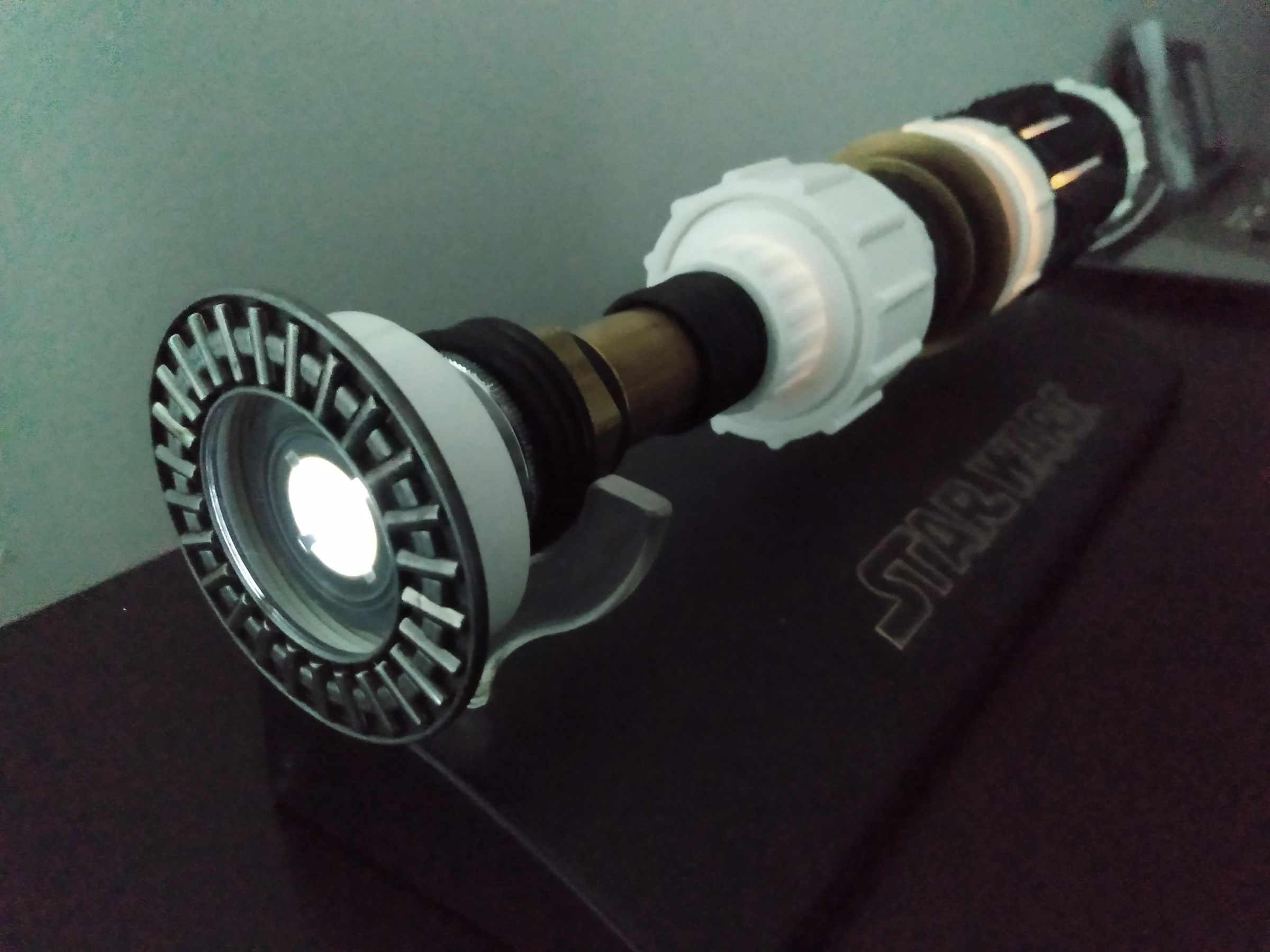 Lightsaber for $33 in 33 Minutes : 7 Steps (with Pictures) - Instructables