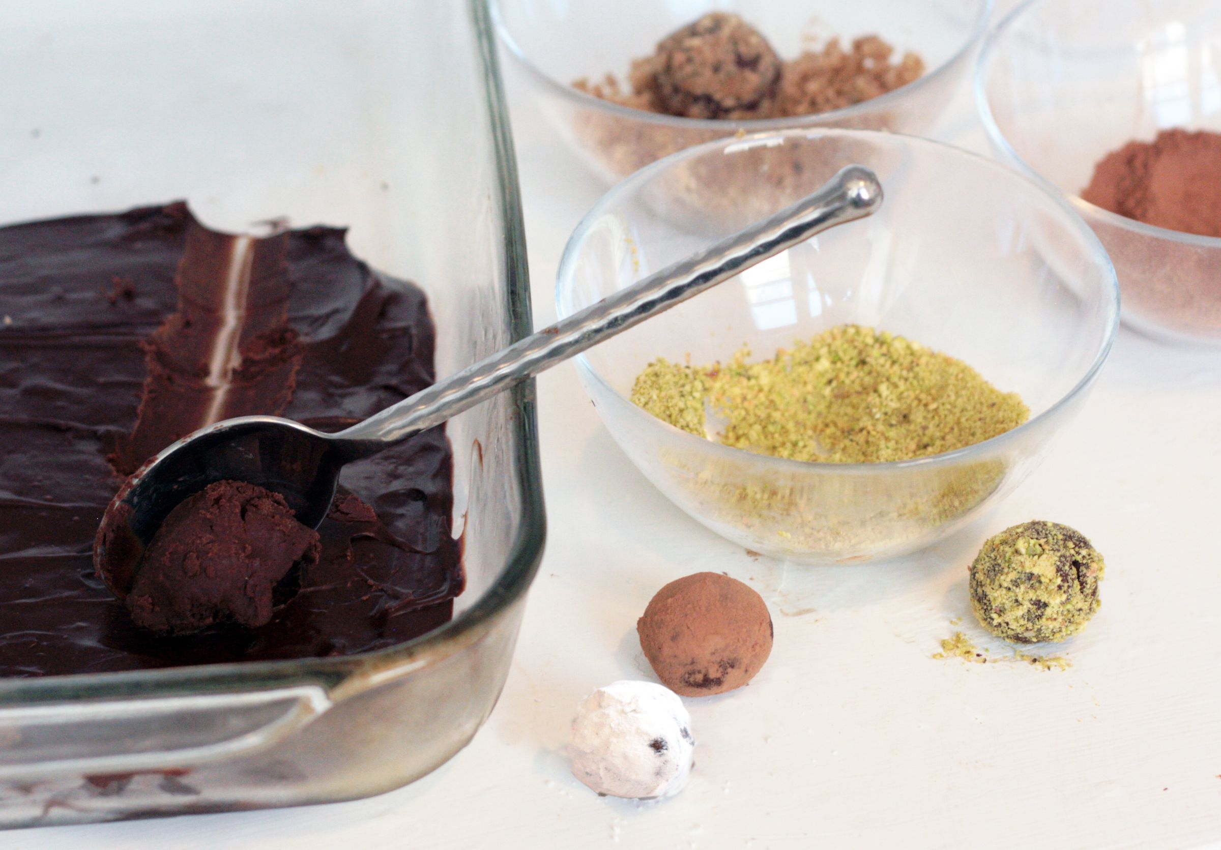 Easy Truffles : 8 Steps (with Pictures) - Instructables