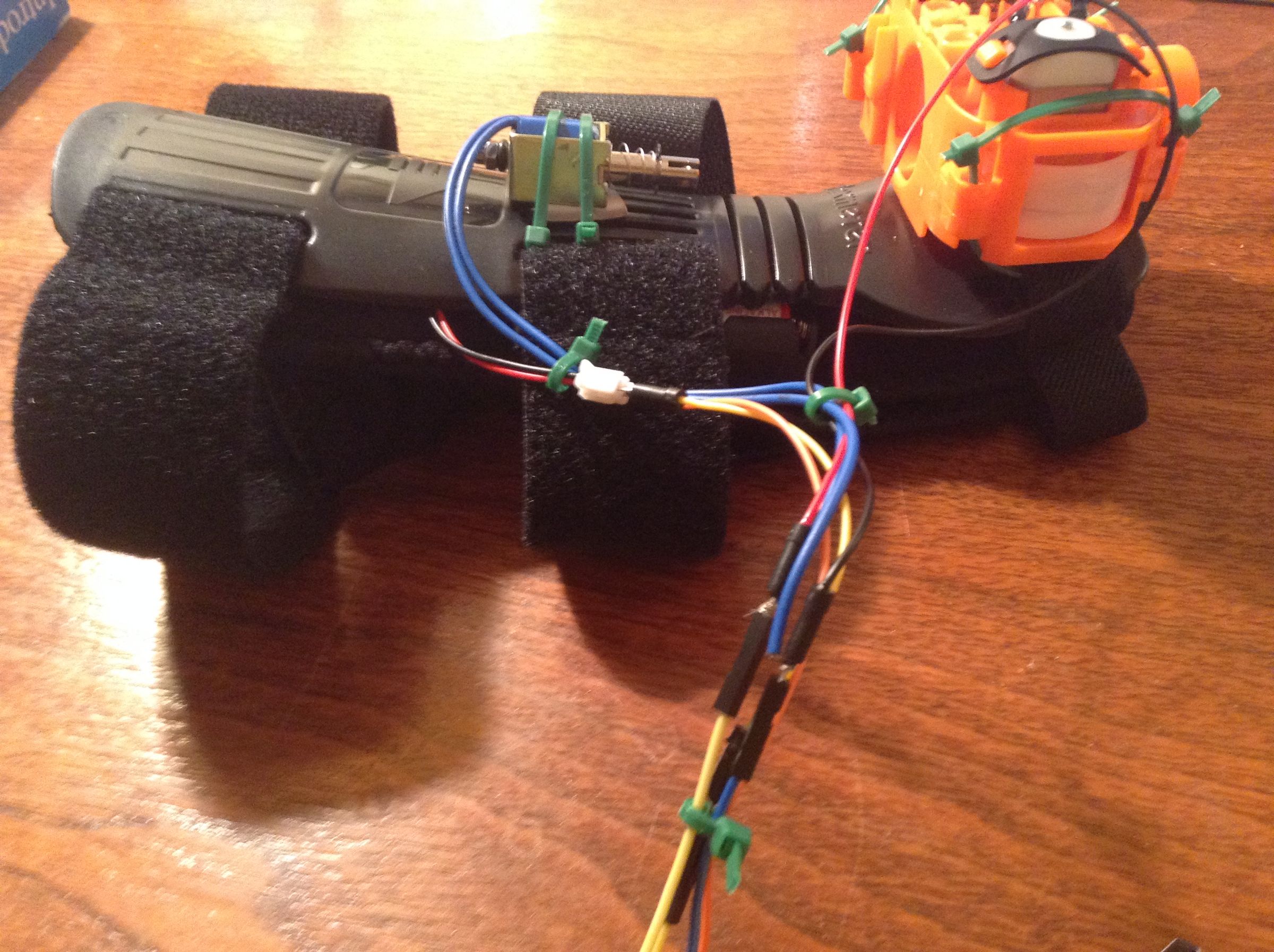How to Build a Nerf Gauntlet : 4 Steps (with Pictures) - Instructables