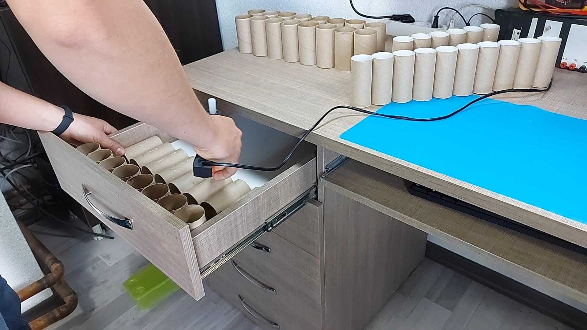 Super Simple DIY Cable Organizer System for Drawers From Toilet Rolls ...