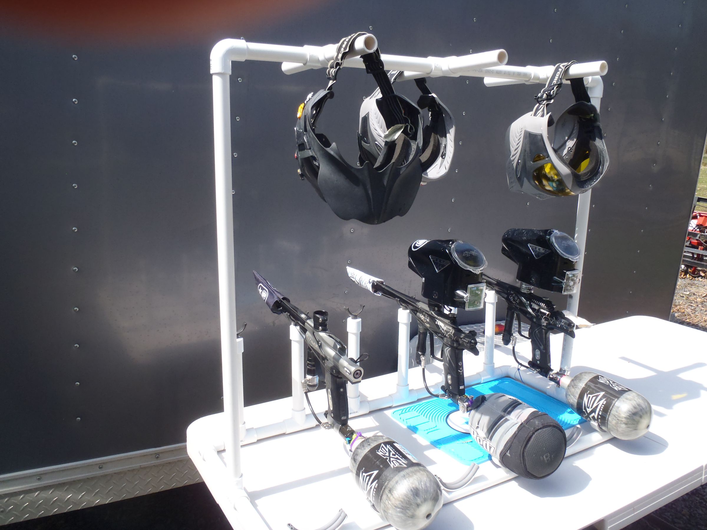 6 Player Paintball Gun and Mask Rack : 8 Steps - Instructables