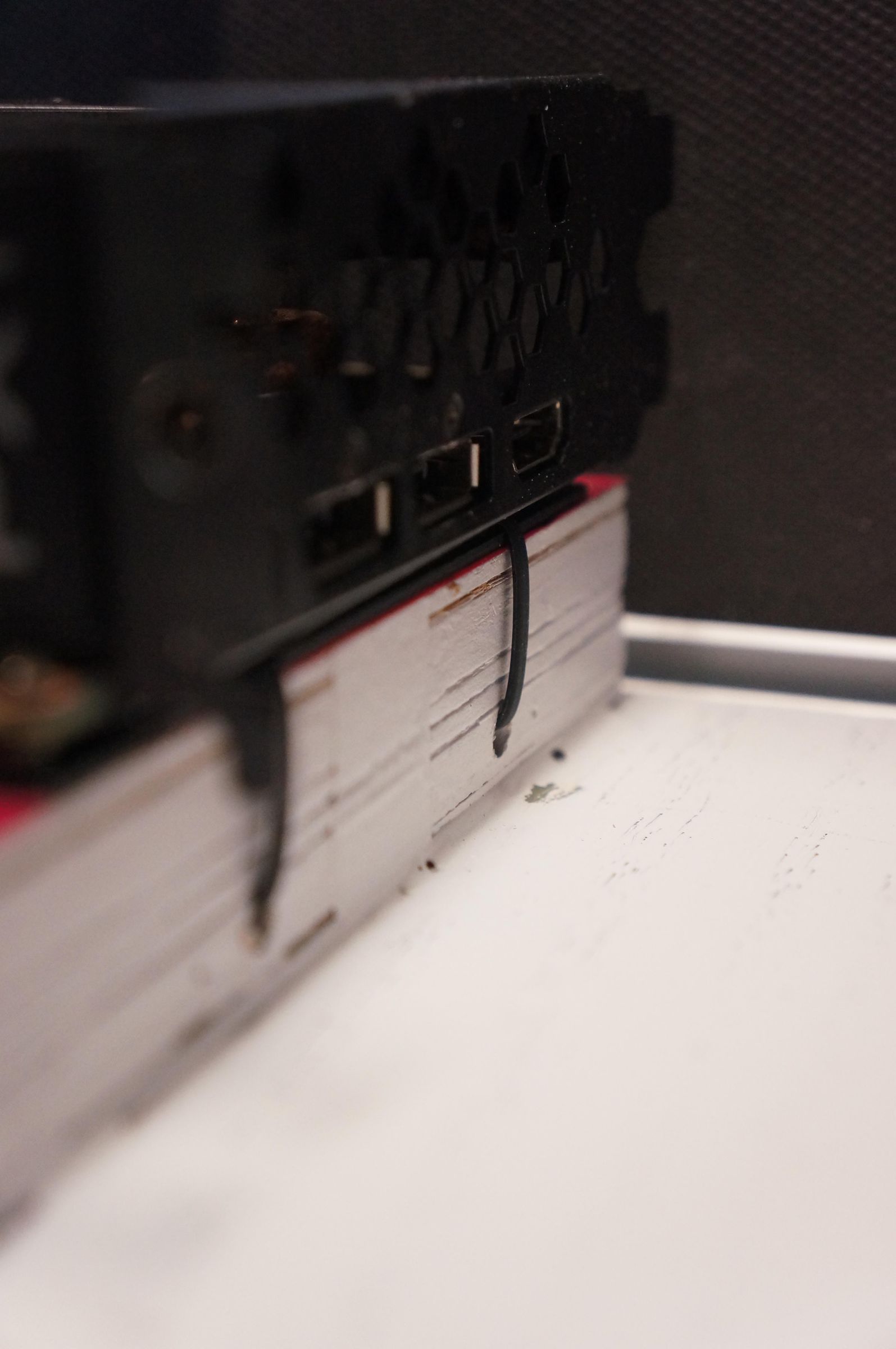Cyberpunk Themed Briefcase Computer : 8 Steps (with Pictures ...