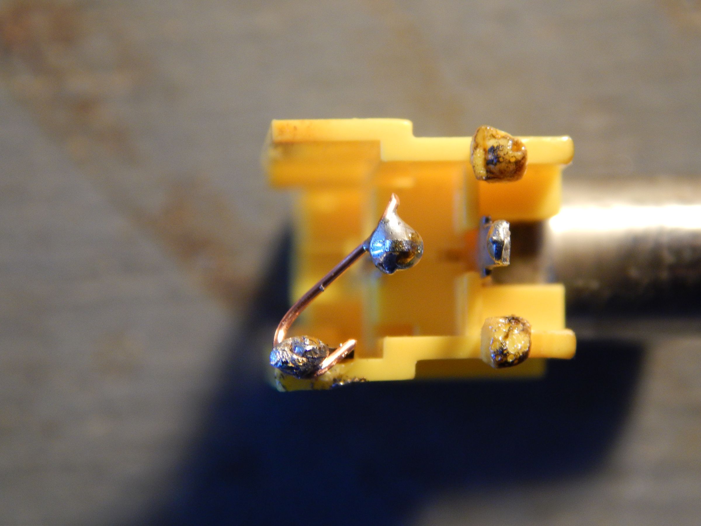 Audio/Video Cable ( RCA Connector ) Splicer/Splitter From Salvage : 3 ...