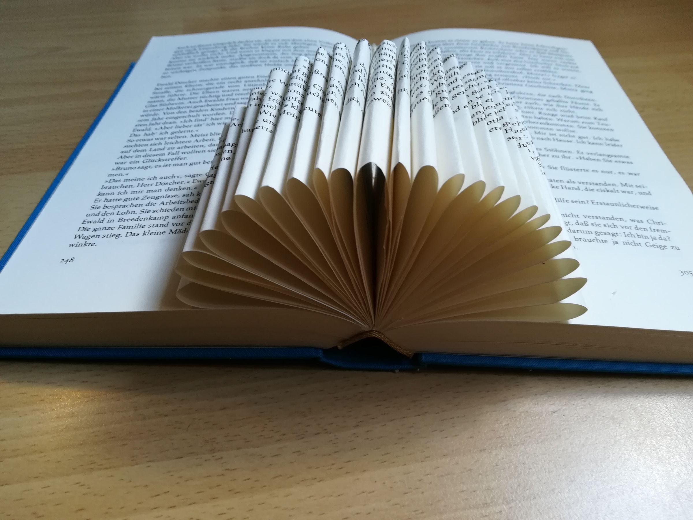 Magical Book Tree : 6 Steps - Instructables
