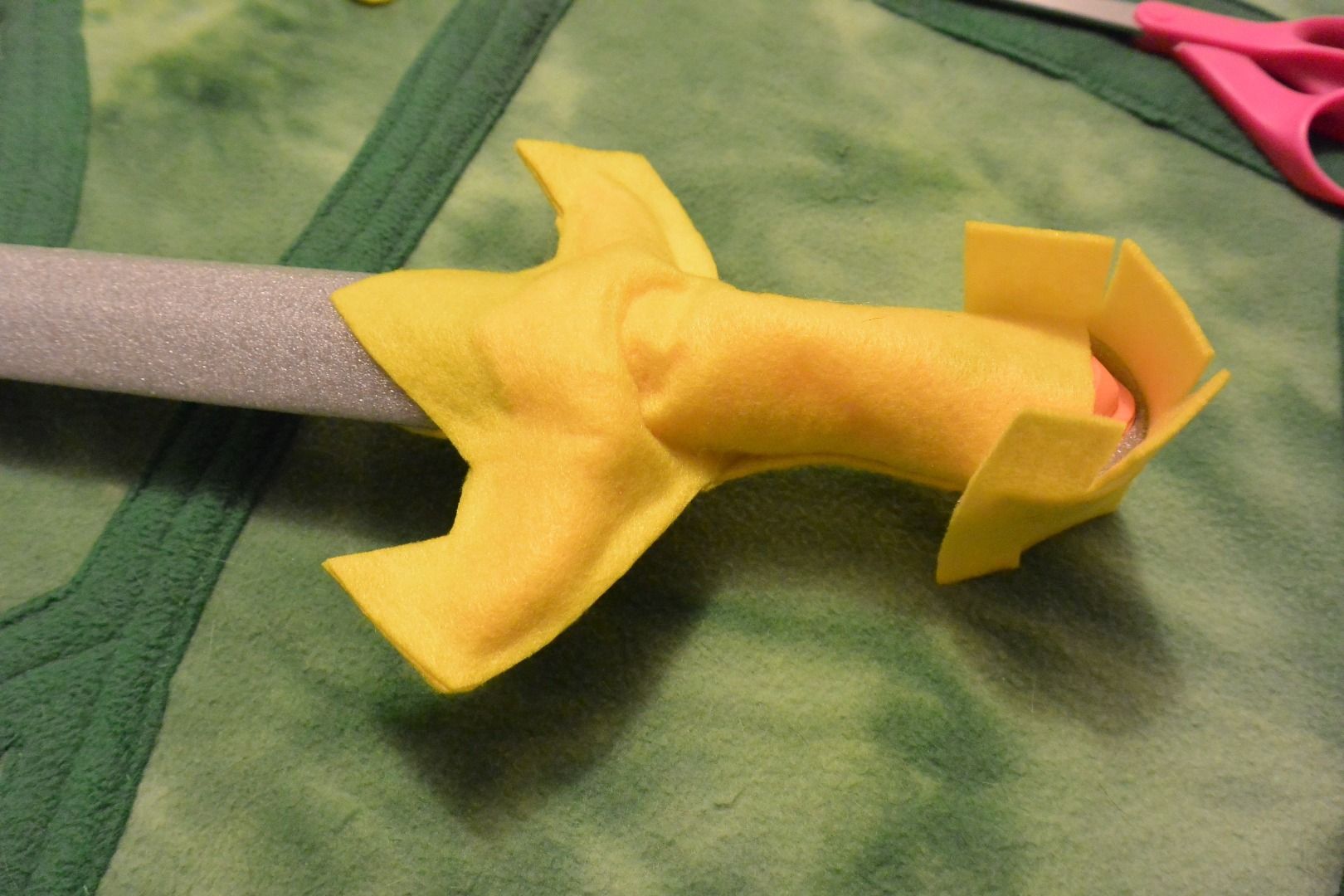 Hero of Legend Foam Sword : 3 Steps (with Pictures) - Instructables