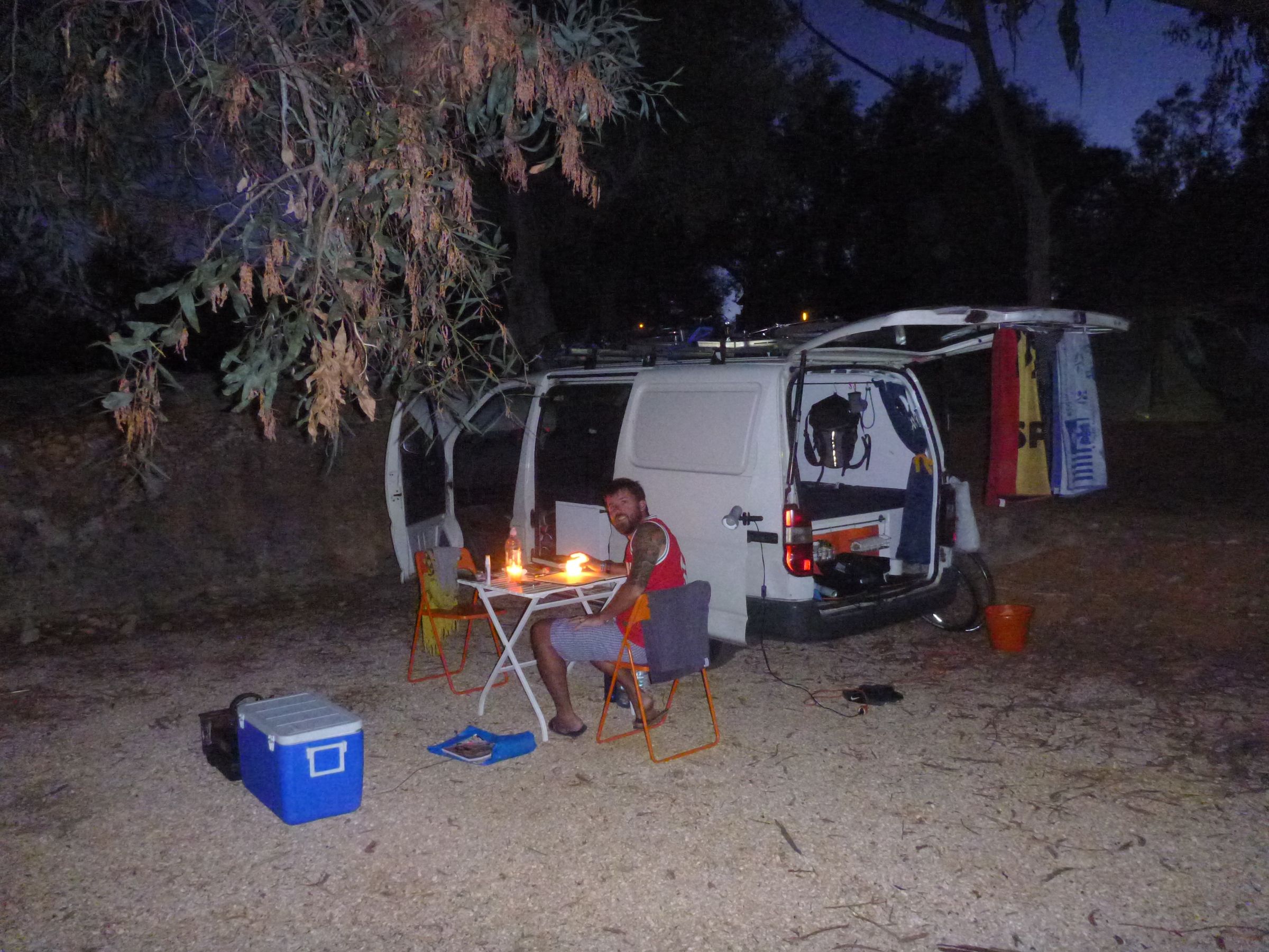 White Van Camper Conversion : 10 Steps (with Pictures) - Instructables