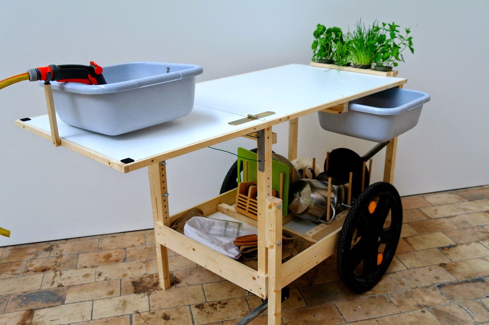 Mobile Kitchen, a Bike Trailer Kitchen on Gas : 10 Steps (with Pictures ...