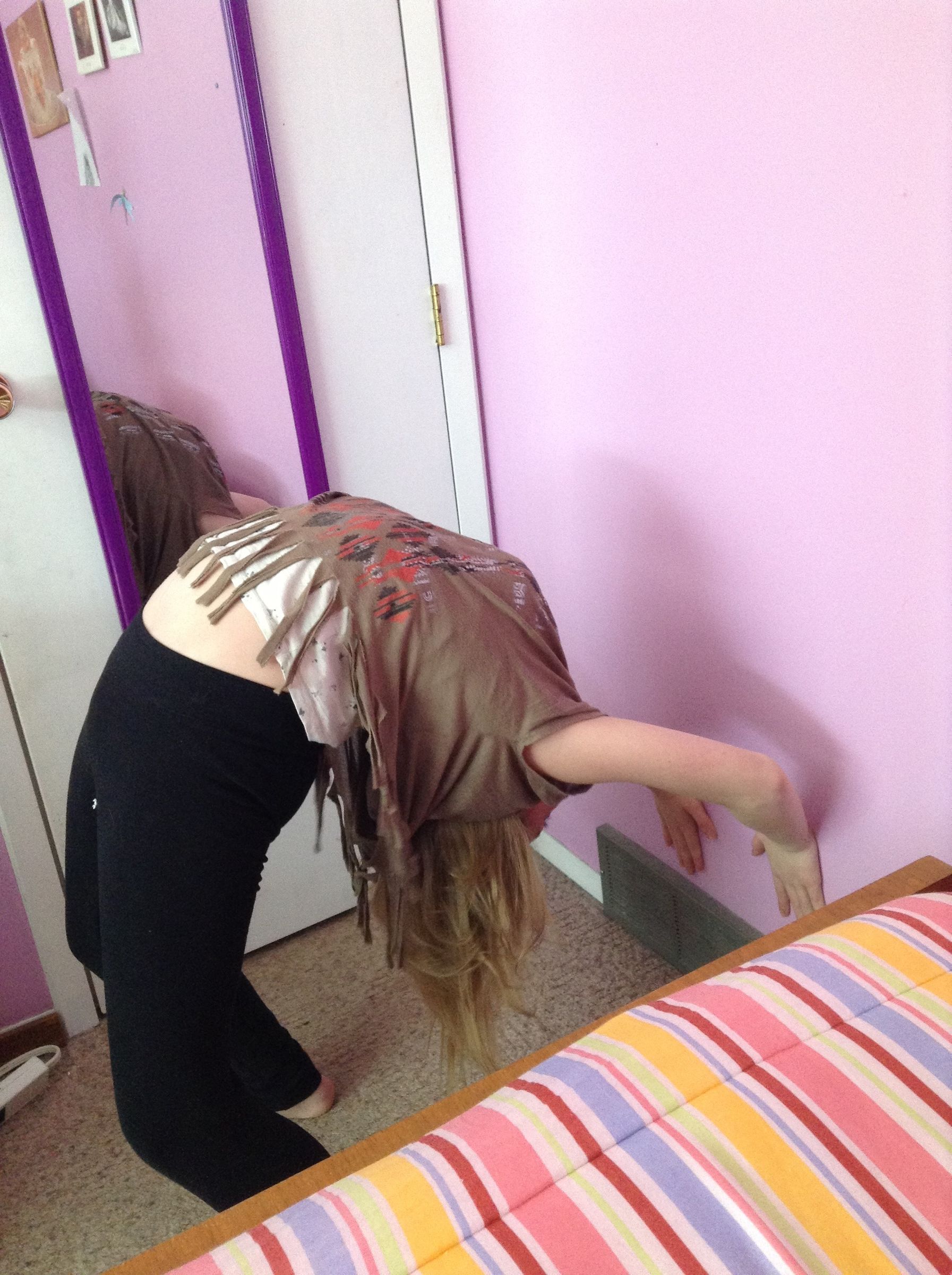 Learn How to Do a Back Bend Over : 4 Steps - Instructables